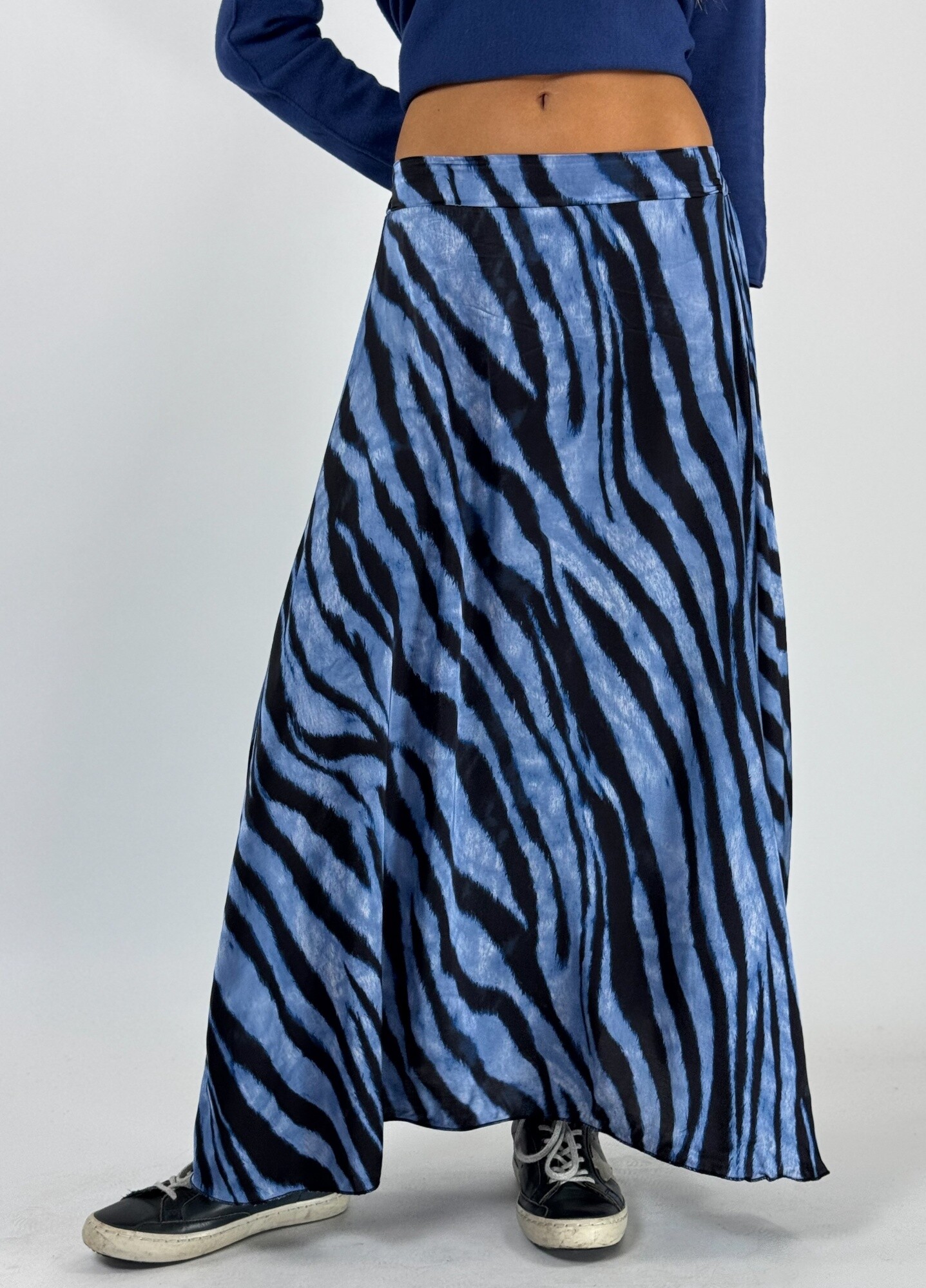 POLLERA QUEEN - AZUL — Panthai