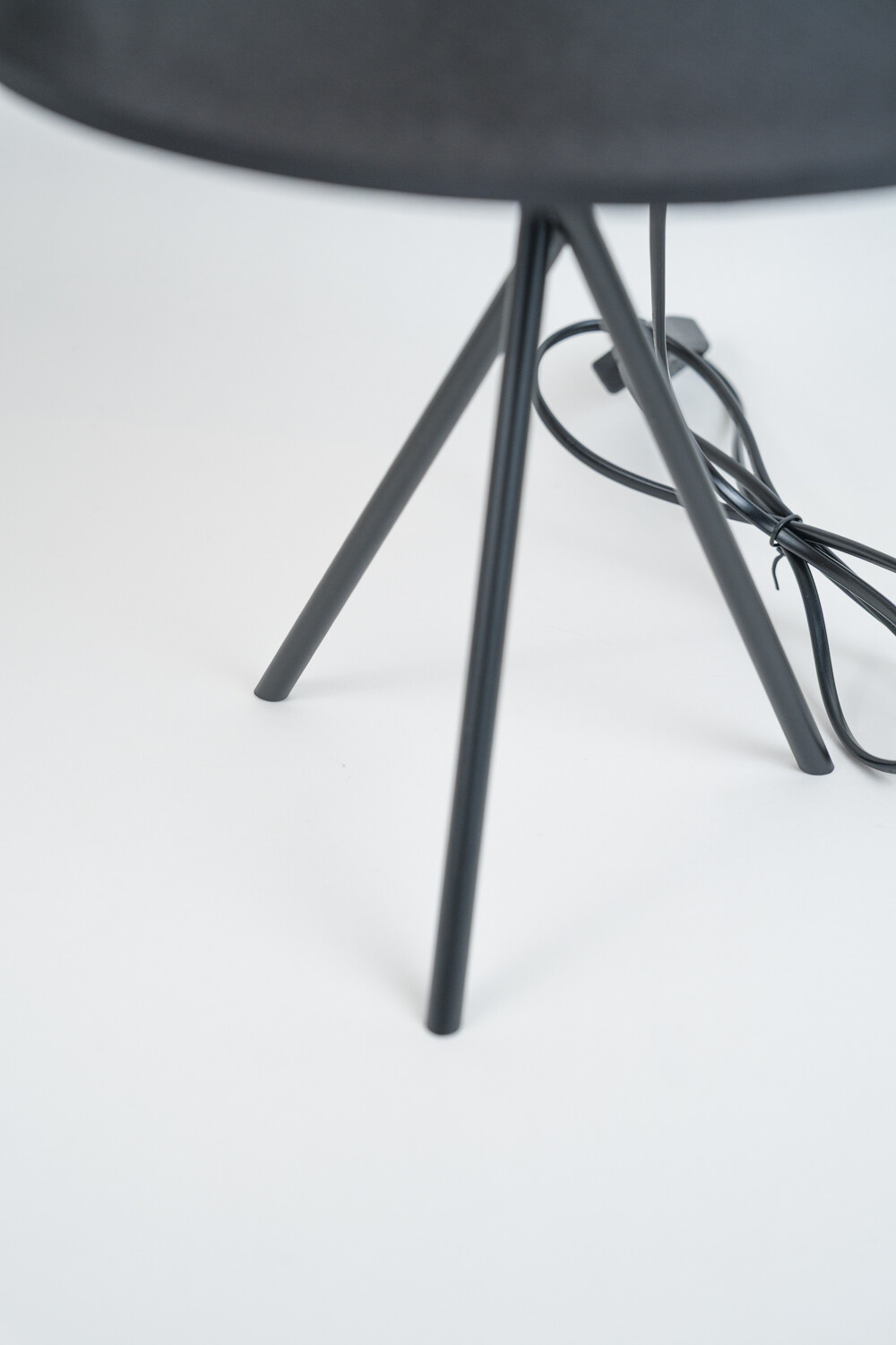 Lampara De Mesa Fyona - Color Unico — Indian