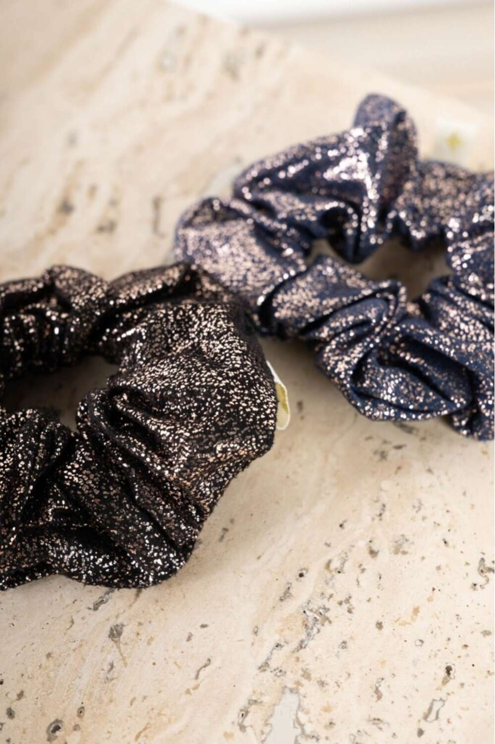 Scrunchie Glitter - Marino — Tienda Soy Santander