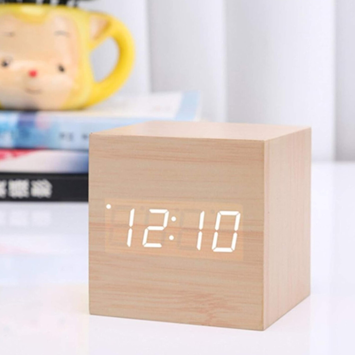 Reloj de madera cuadrado con luz led blanca chico — Mis Petates