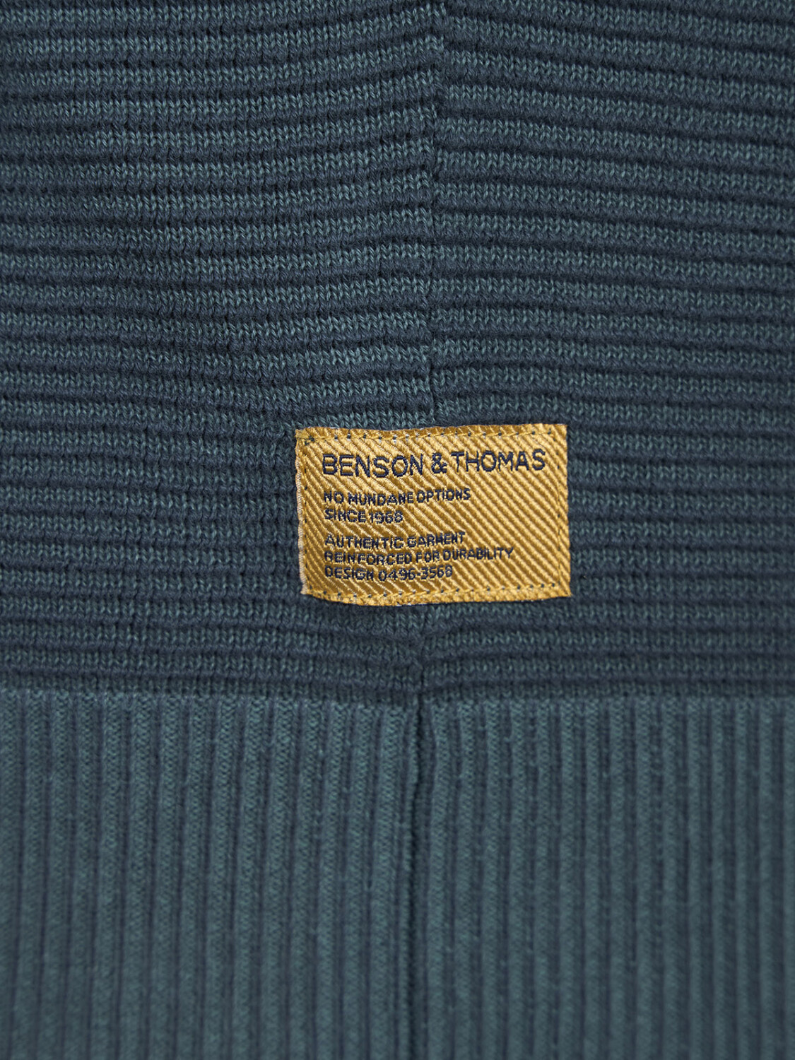 SWEATER BASILEA - PETROLEO — Benson & Thomas