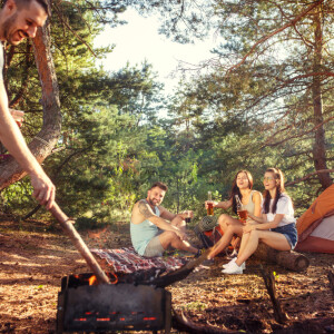 6 artículos imprescindibles para acampar — El Clon