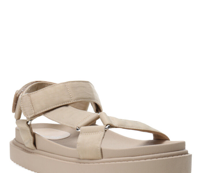 Sandalia CAICOS de tela con velcro MissCarol - Beige - MissCarol - 146. ...