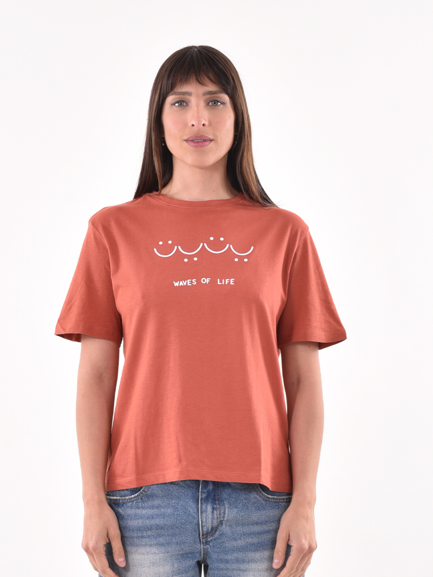 REMERA DENAK - ESTAMPADO 6 — Guapa