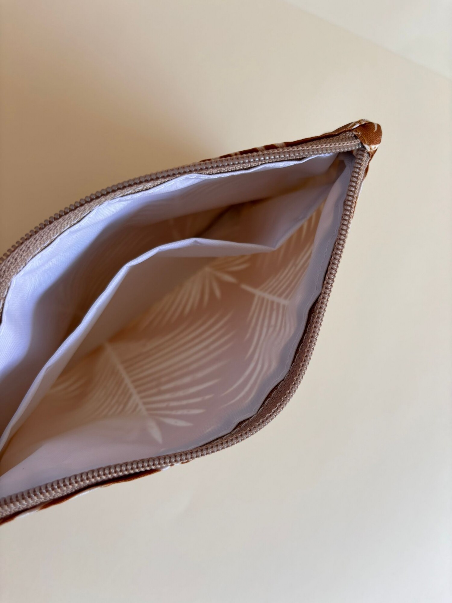 Cosmetics - Palma Bronce — Cloe