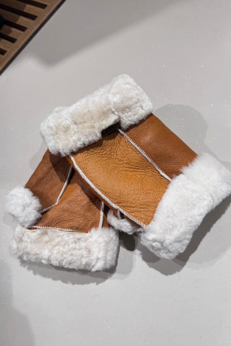 Guantes Leather Furrys - Camel — PetraStore
