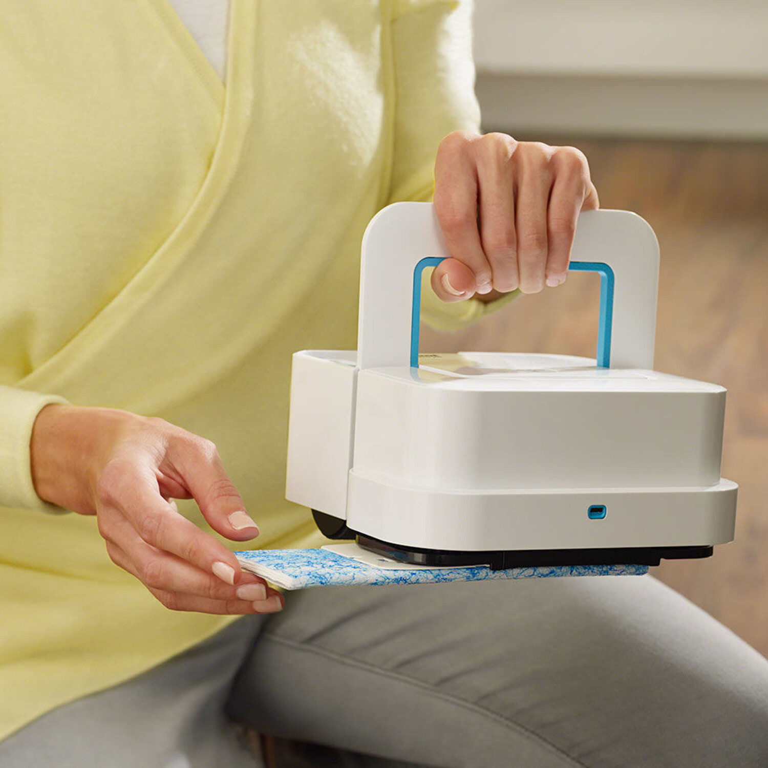 Trapeadora Braava Jet 240 23-m2 Robot — Divino