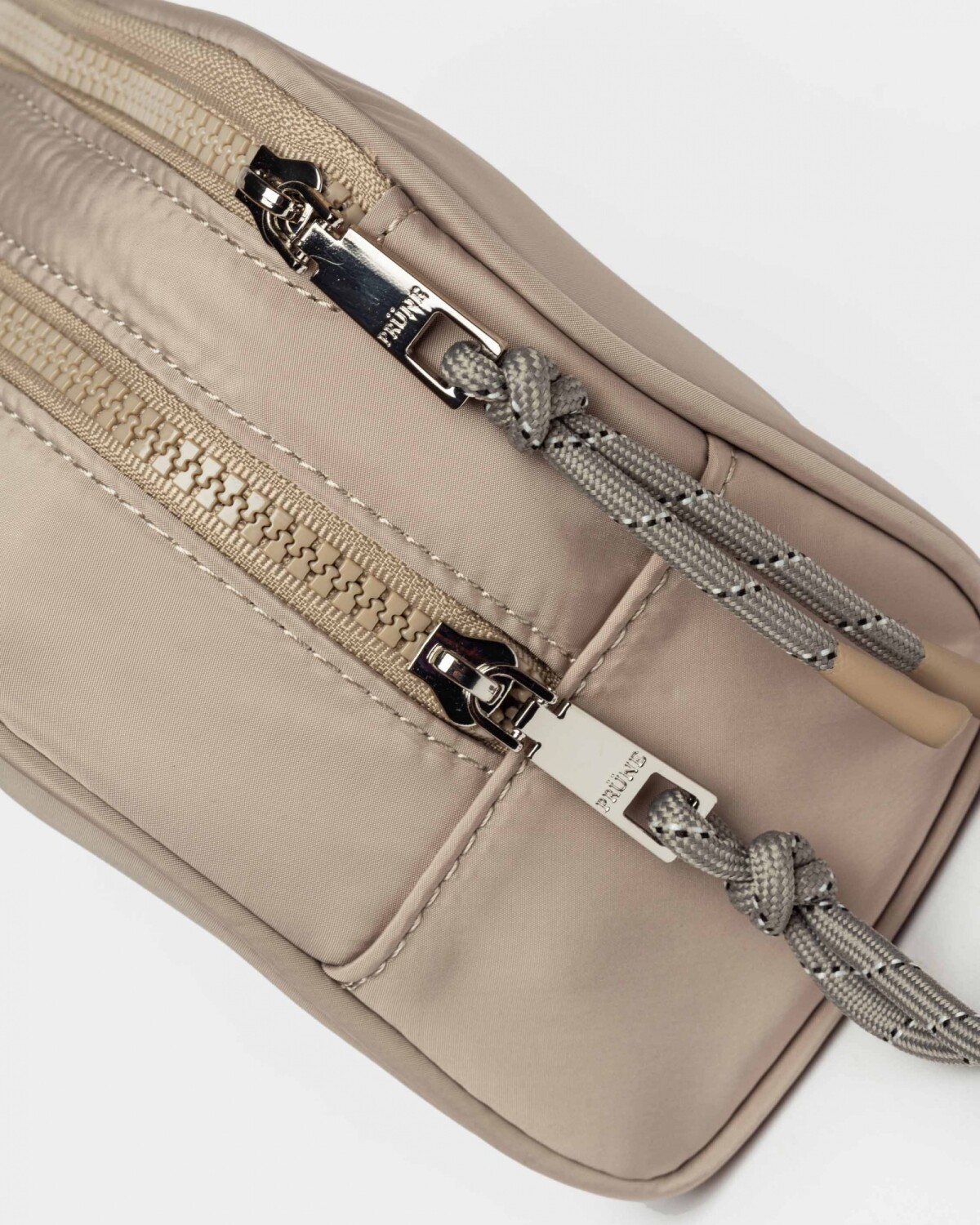 Porta cosméticos New Azami en nylon - Vison — Prüne