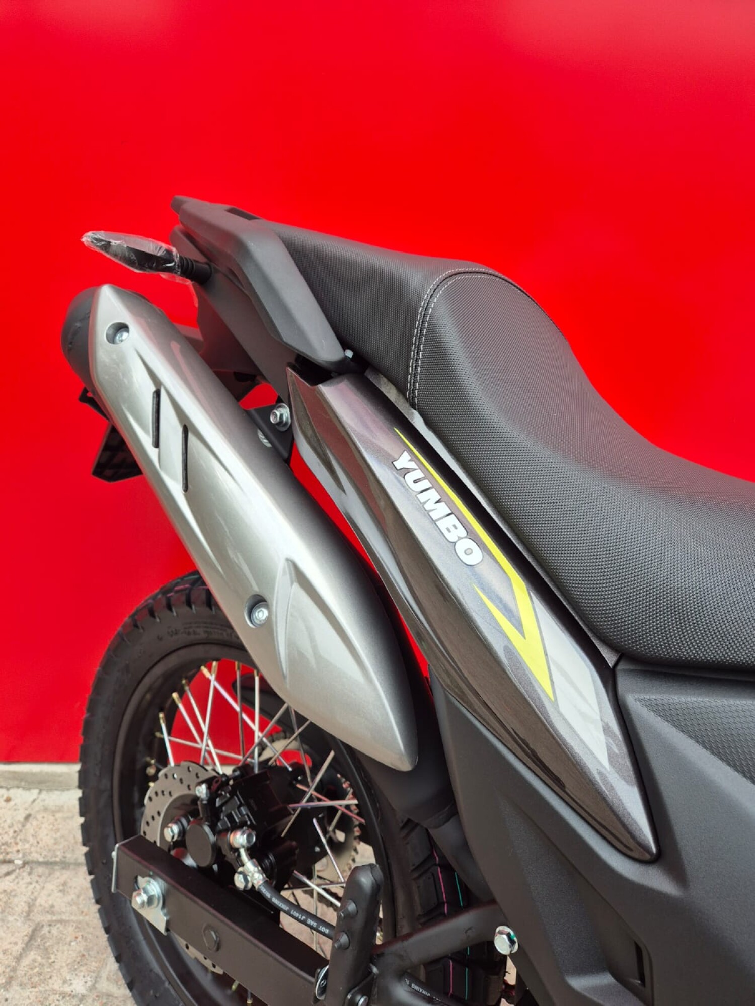 Yumbo DK200 F ADV - Gris - Reserva — Bike Up