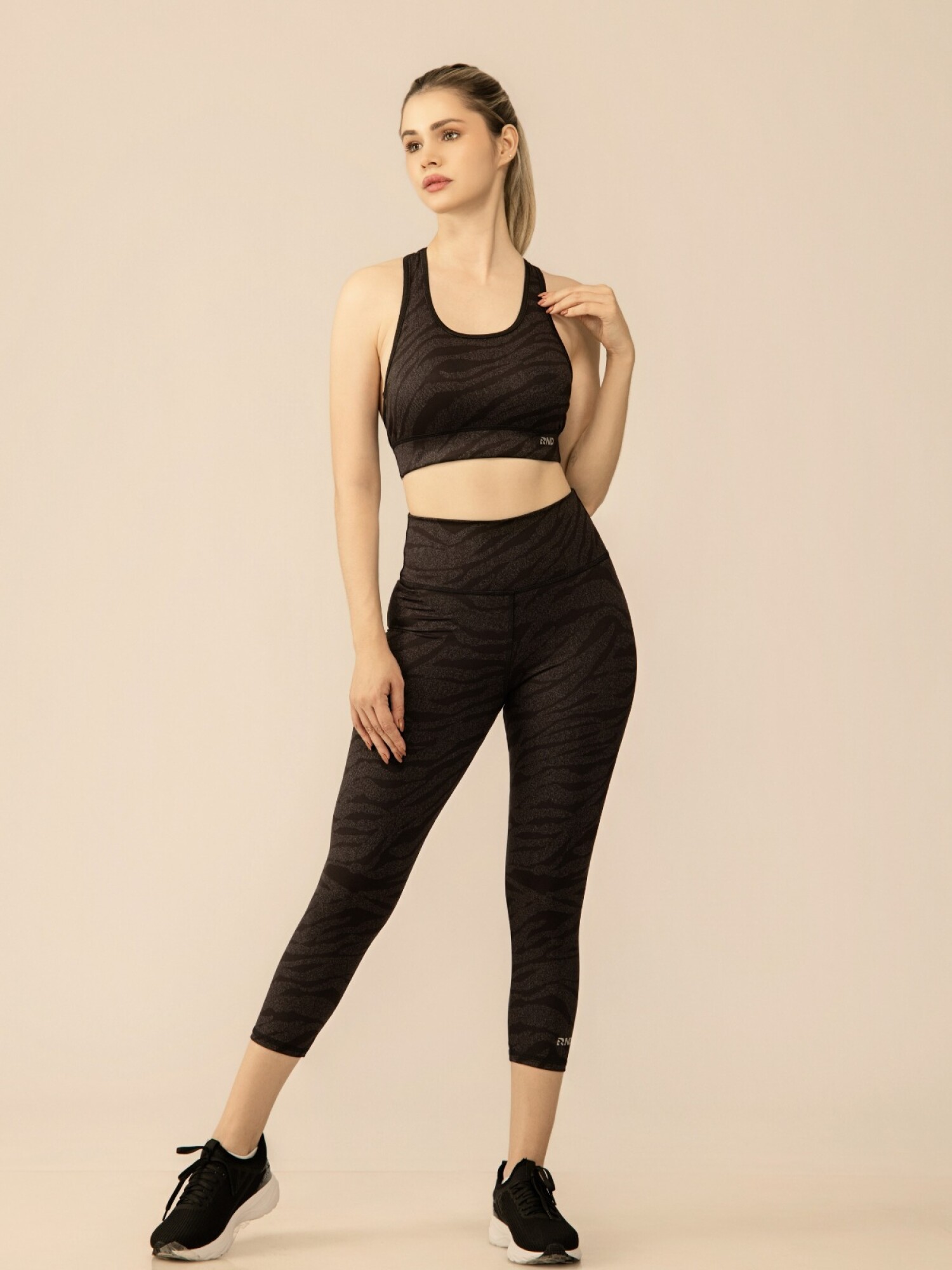 Capri de Supplex. — Estilo Sur