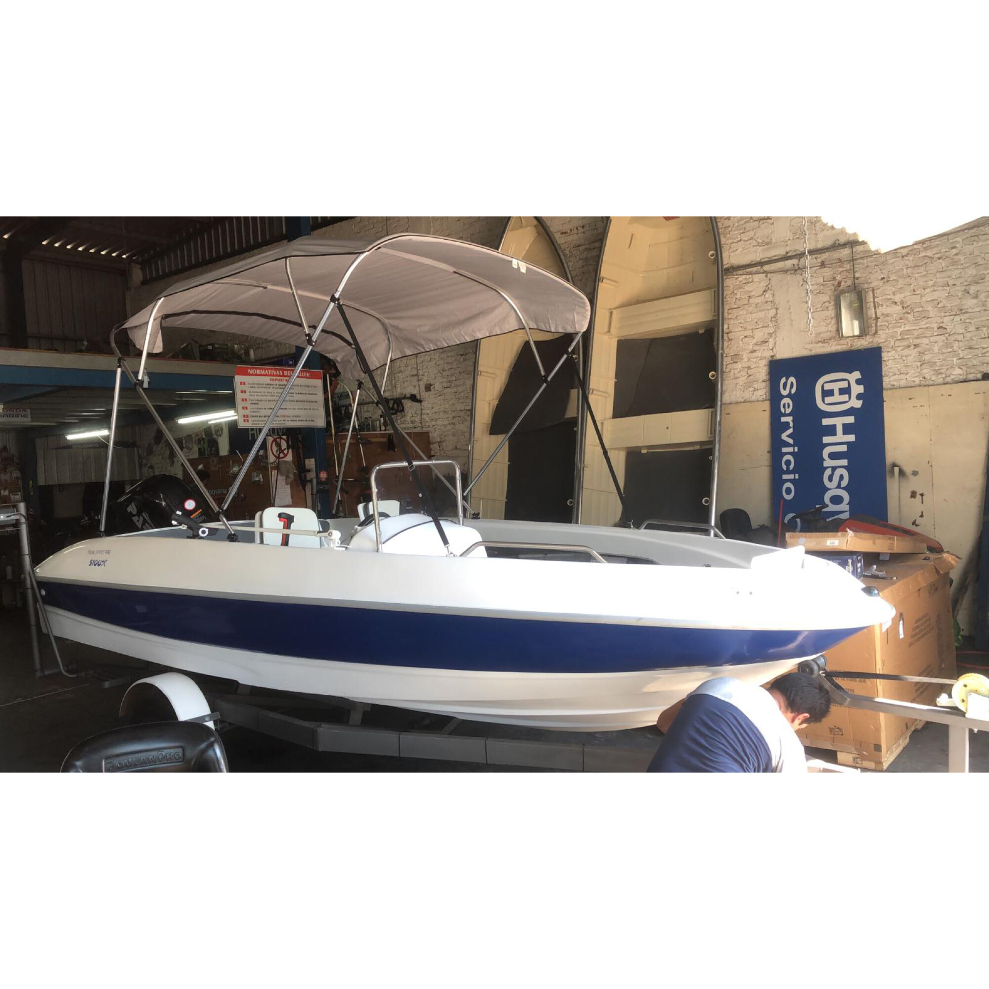 Lancha Furia Sport — Magnum
