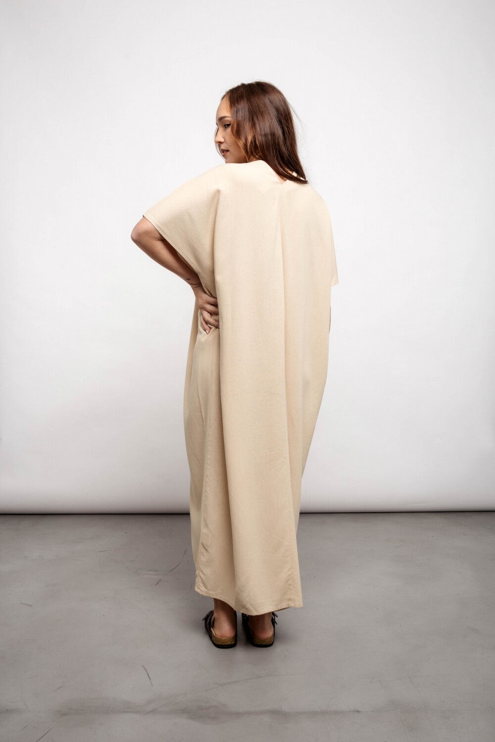 Vestido Chiara - Beige — Canva Store