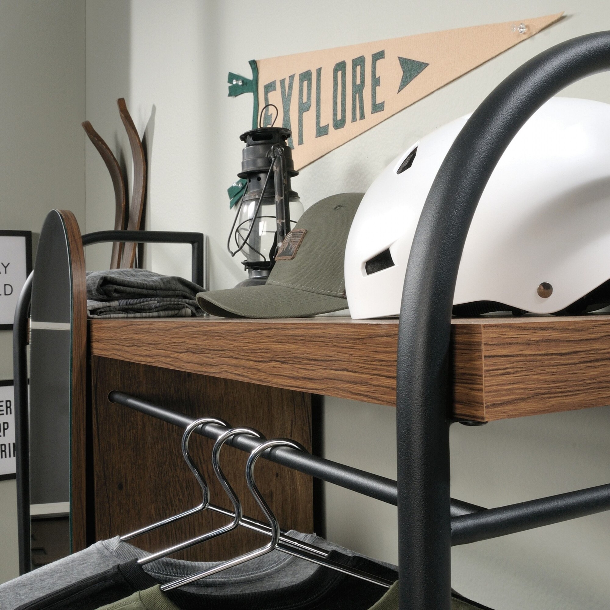 Ropero Colgante - Sauder - Linea Café Boulevard — Rustico Hogar