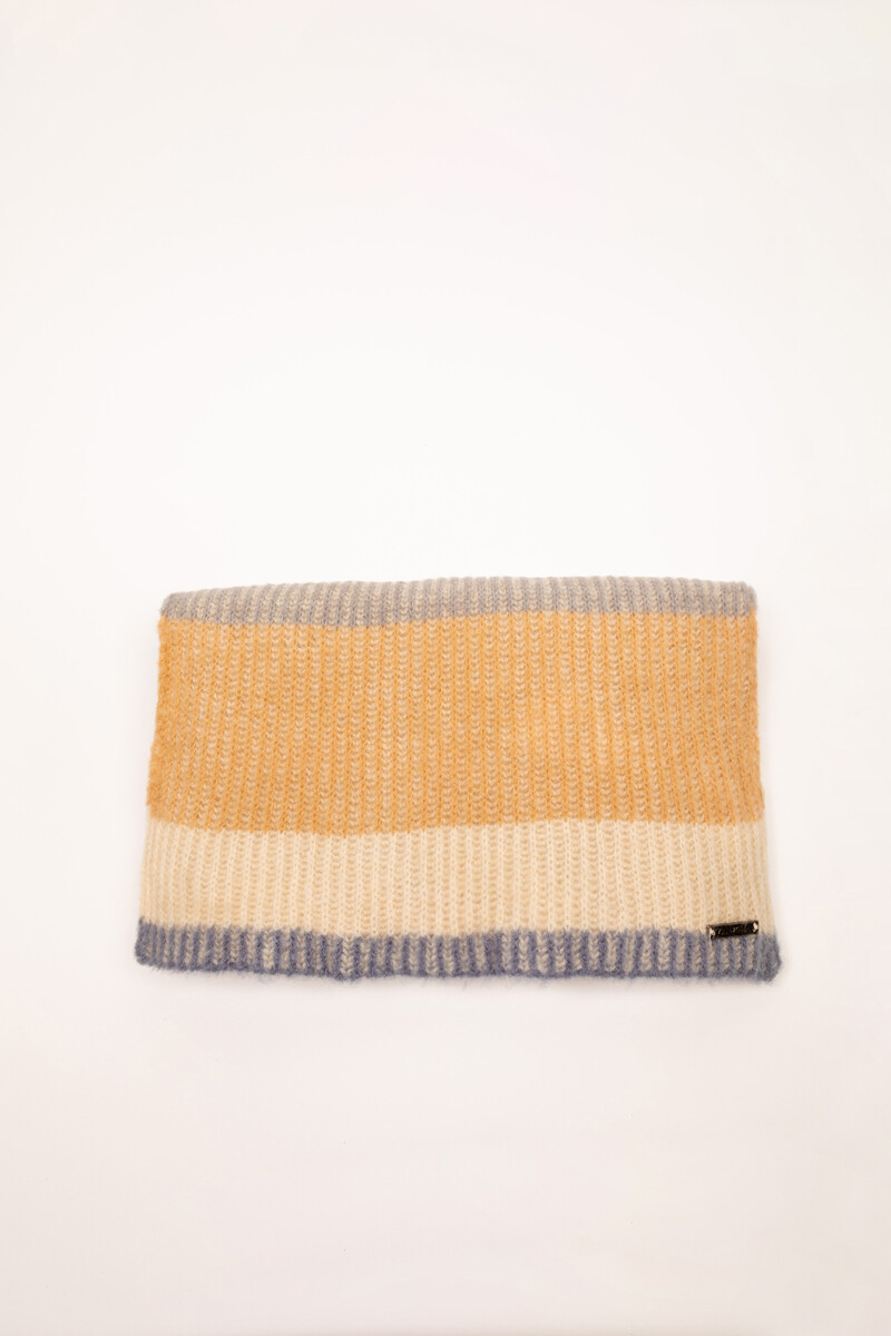 BUFANDA FABIANA — Daniel Cassin