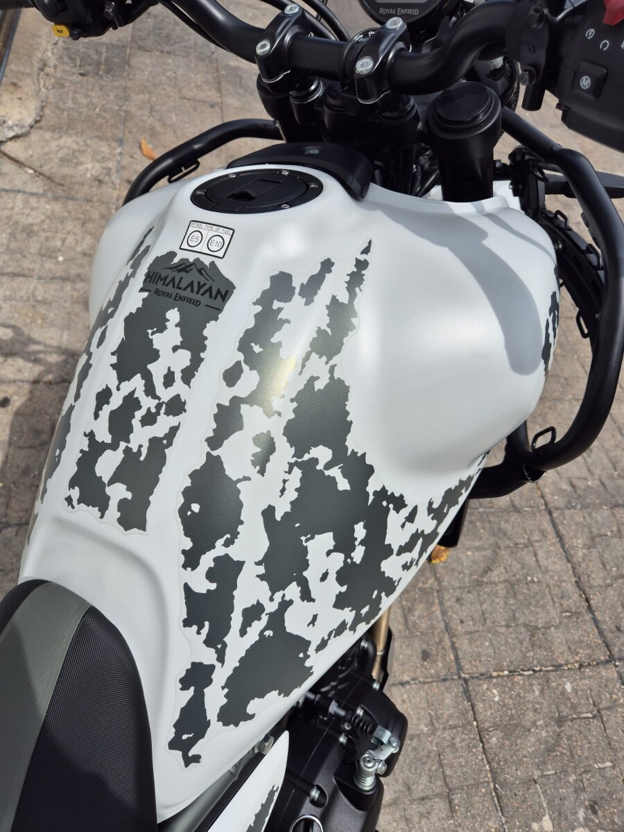 Royal Enfield Himalayan 450 - KAMET WHITE TUBELESS - Reserva — Bike Up