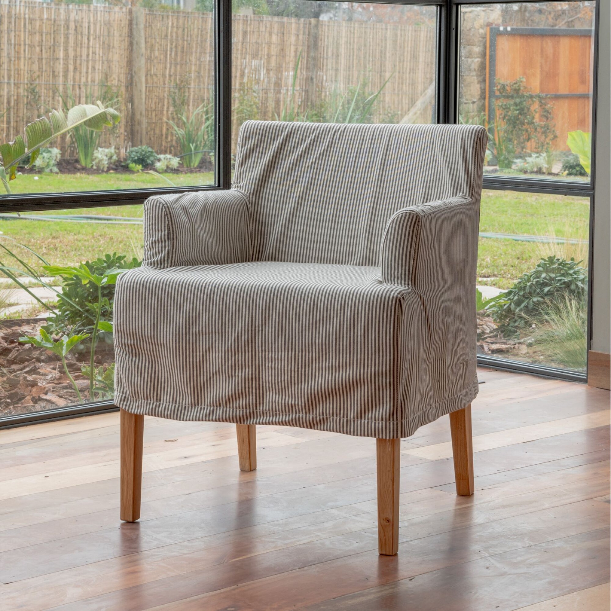 butaca camelia, rayas — Soho Deco