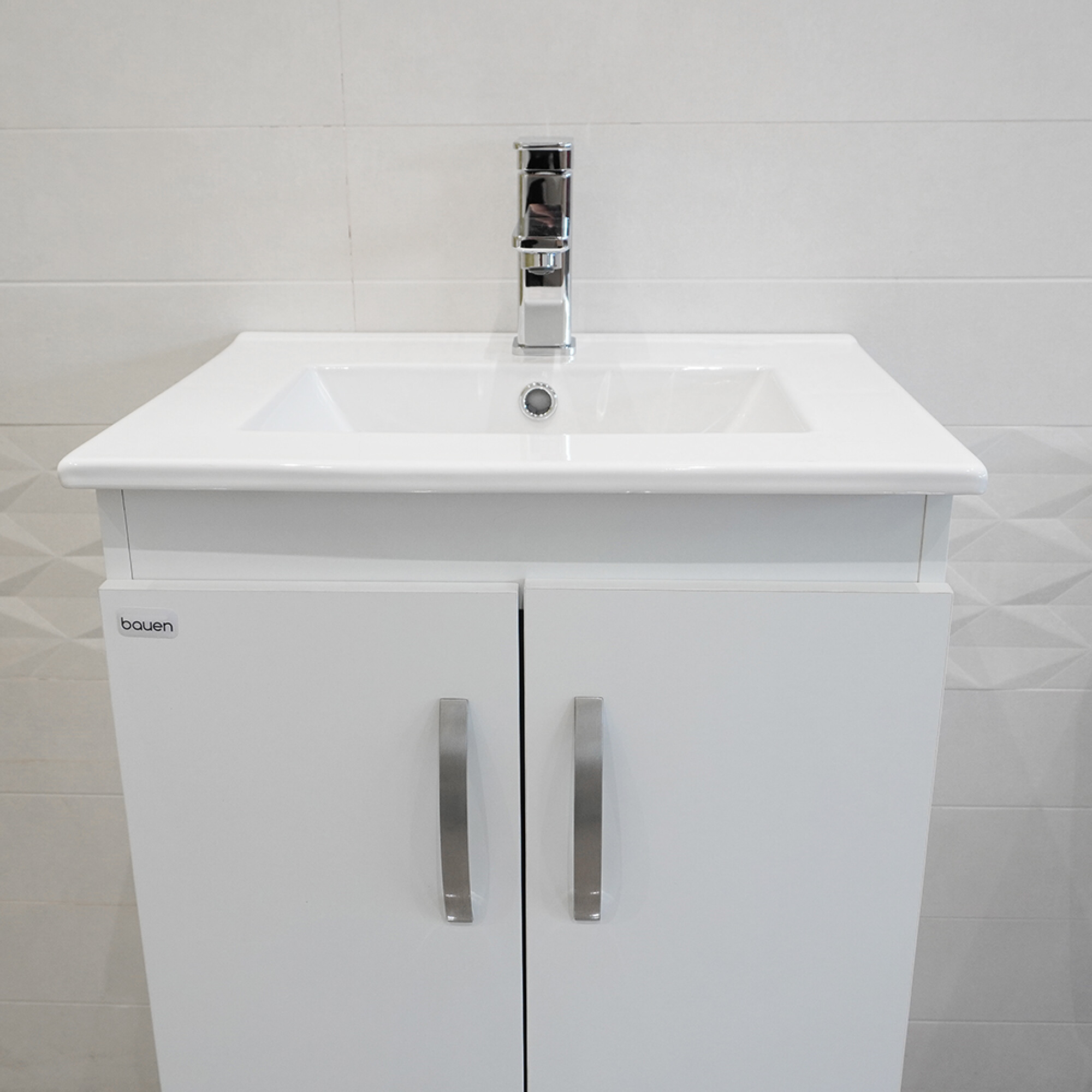 Mueble De Baño Vanity Blanco Con Bacha Blanca — Castro