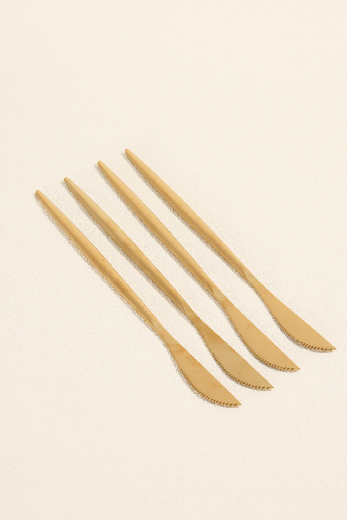 Cuchillo Fiordo, Set 4 Un. Dorado - Color Unico — Indian