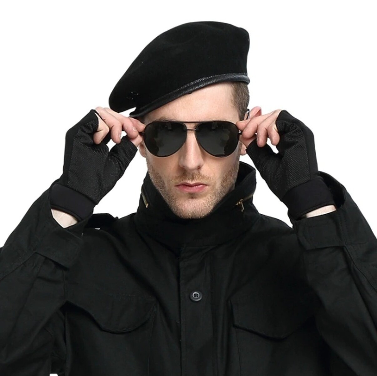 Boina negra — Aventureros