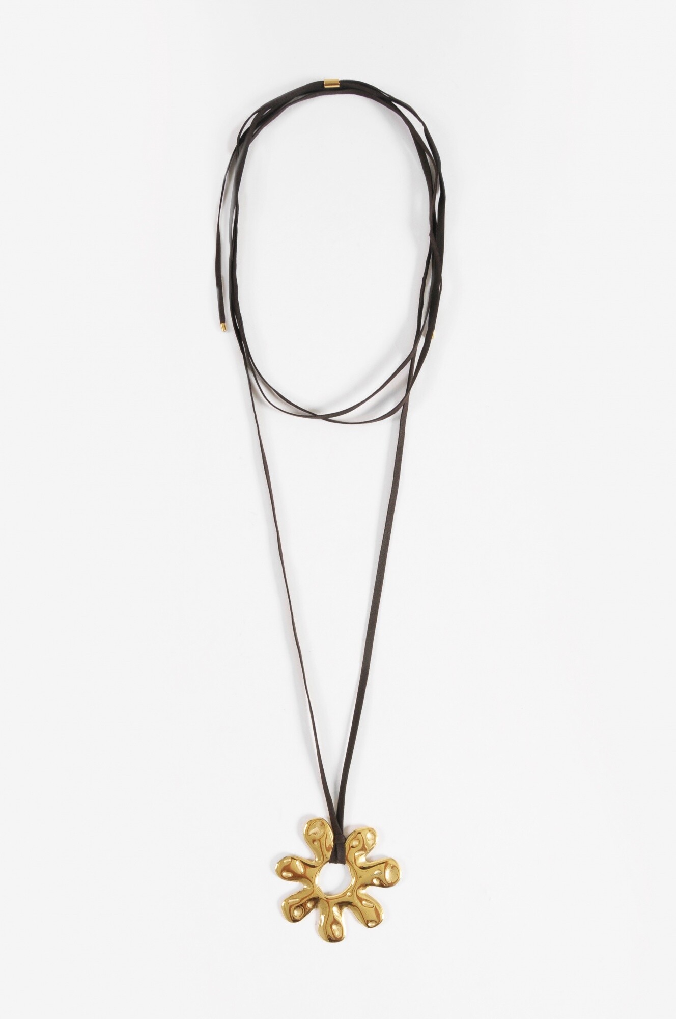 Collar cordón suede flor de acero - dorado — Lolita