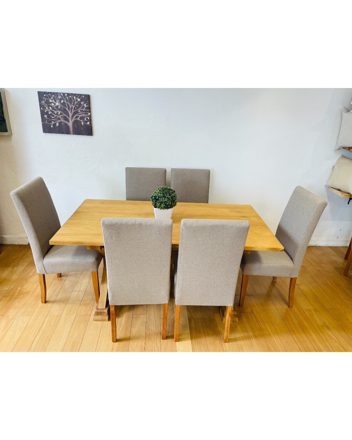 Juego de comedor Rustico - 6 sillas de vestir — Serra Amoblamientos