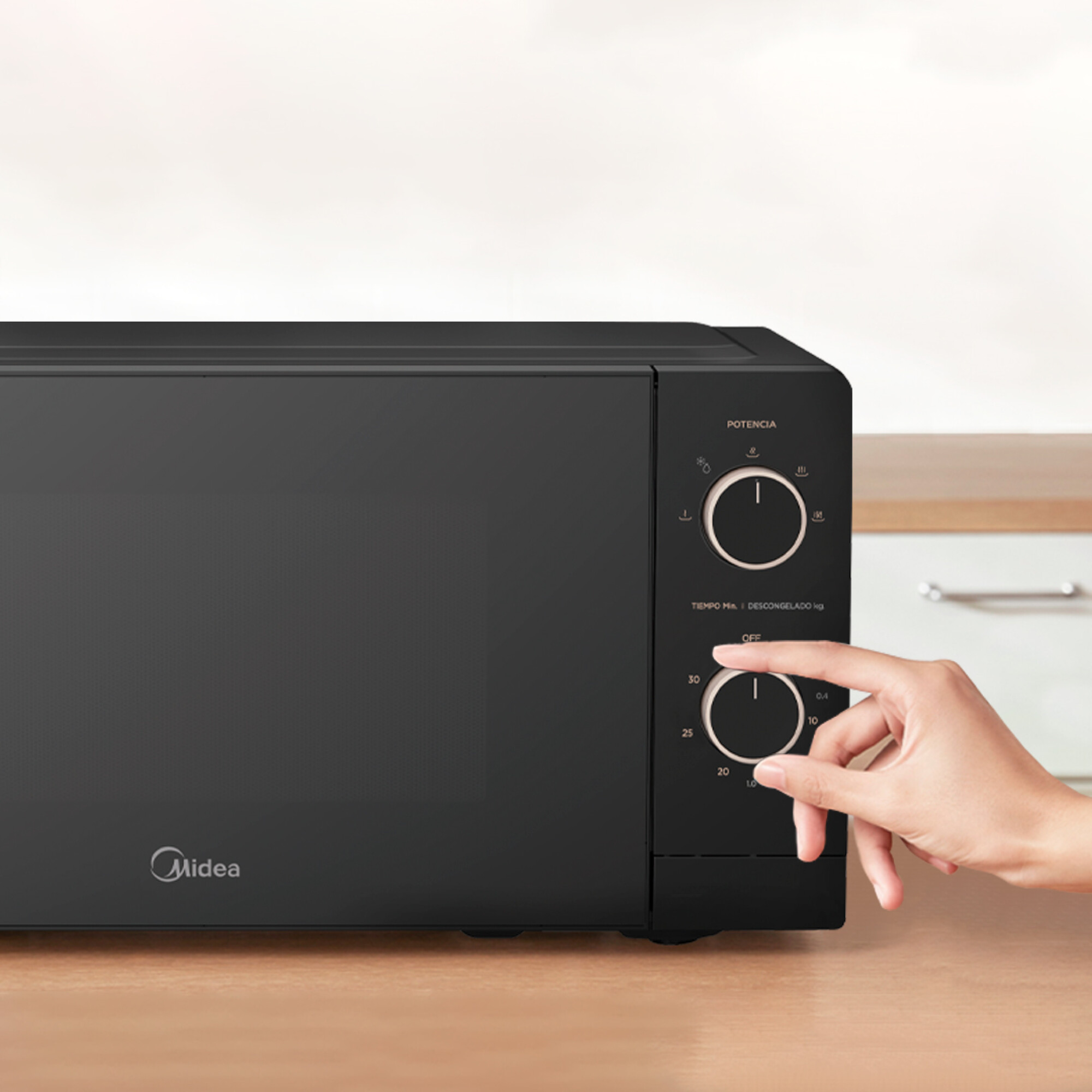 Horno microondas 20L Inverter Midea XmartWave Negro MMOP01MZ-MMPFBK — Midea