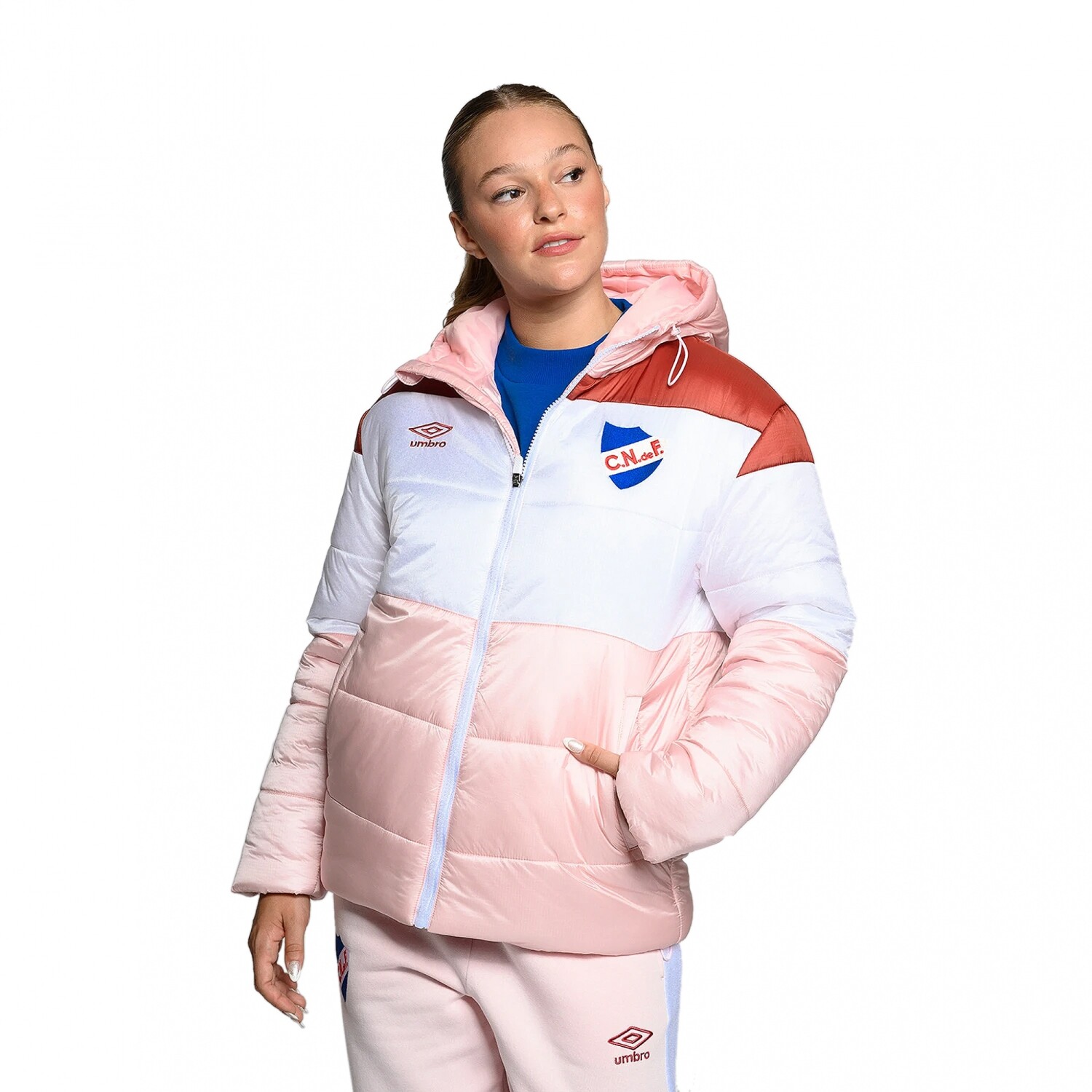 CAMPERA PUFFER CNdeF Nacional Oficial — Somos Fútbol