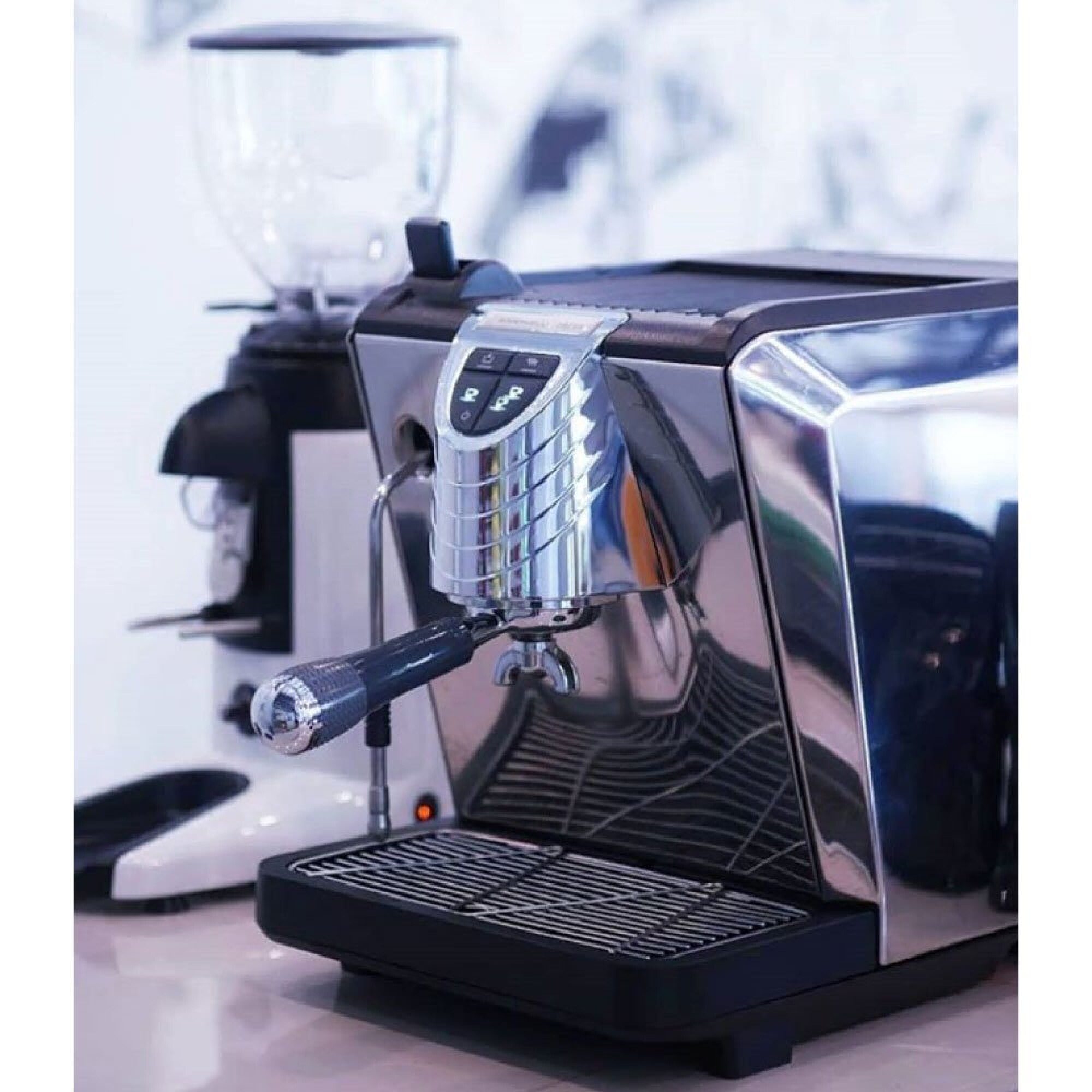 Maquina de Cafe 1 Grupo Simonelli — Basan