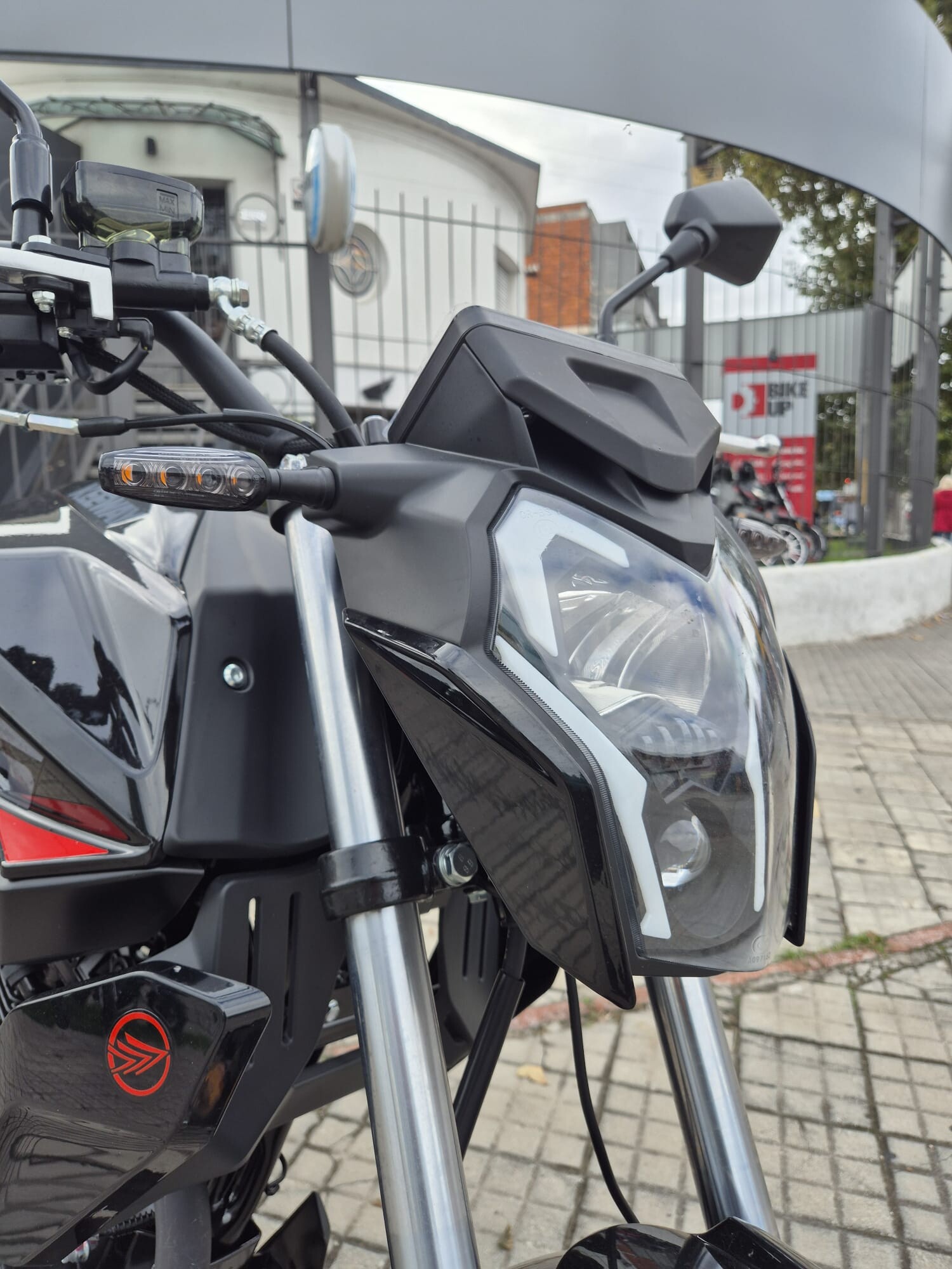 Keeway RKS 125 S - Negro - Reserva — Bike Up