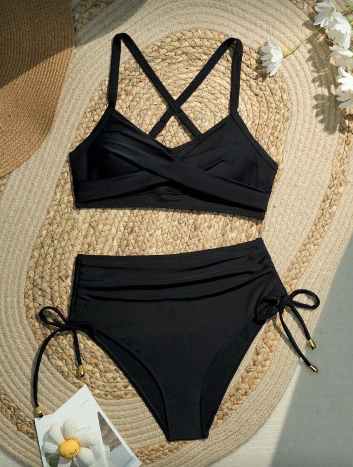Bikini SHE — Avril Tendencias