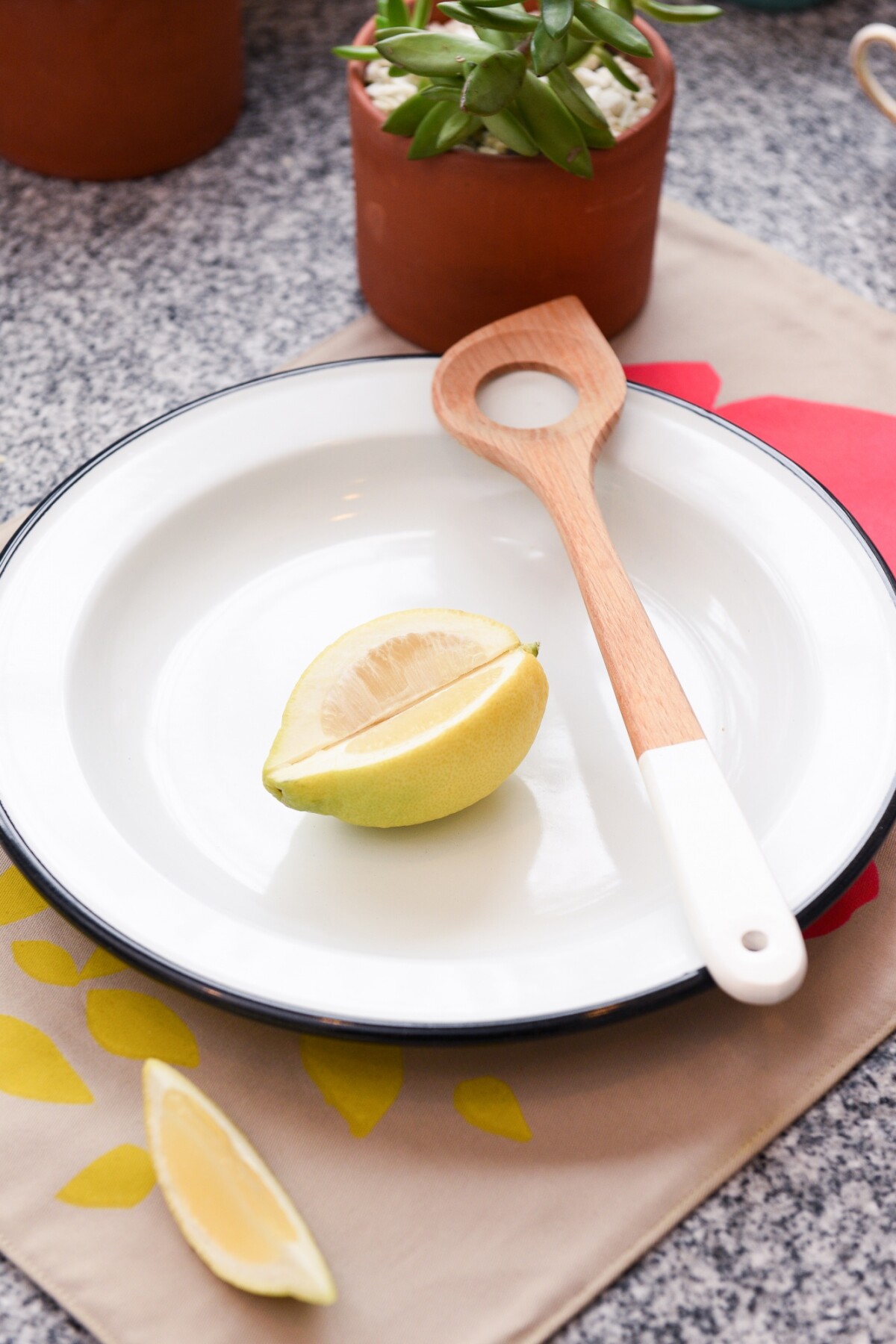Plato Grande 29 Cm - Unico — Lemon