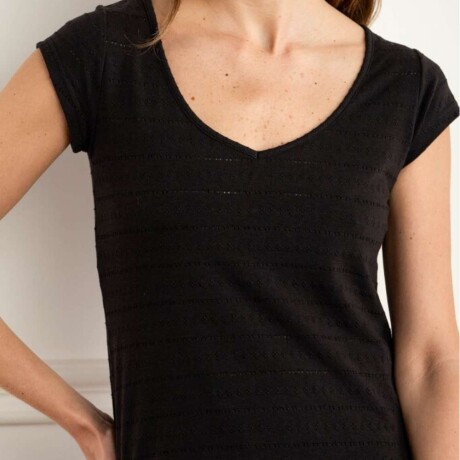 Remera Texturada Escote V - Negro — Tienda Soy Santander