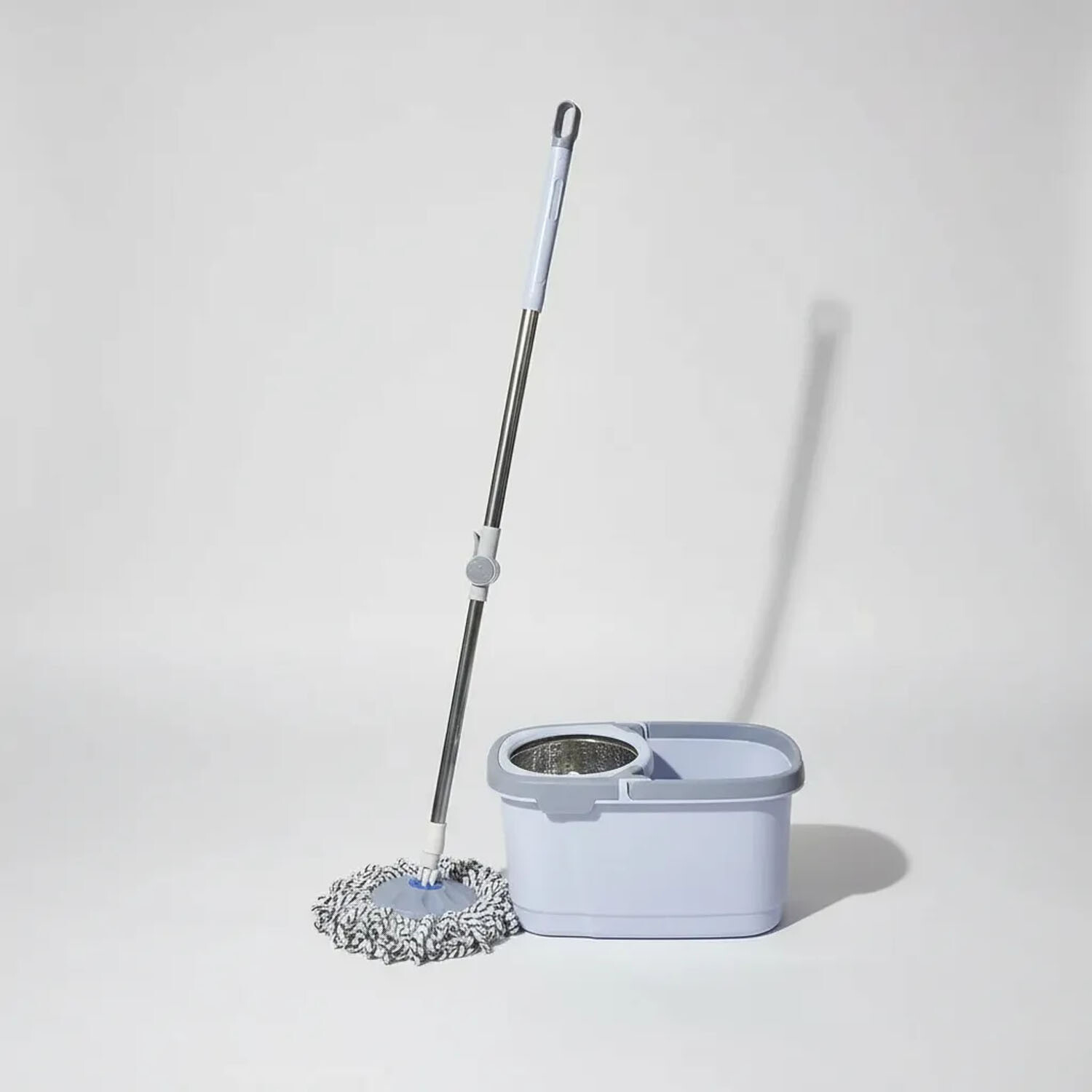 Mopa Extensible Giratoria 360° Con Balde Metal y 2 Repuestos - Gris — HTS
