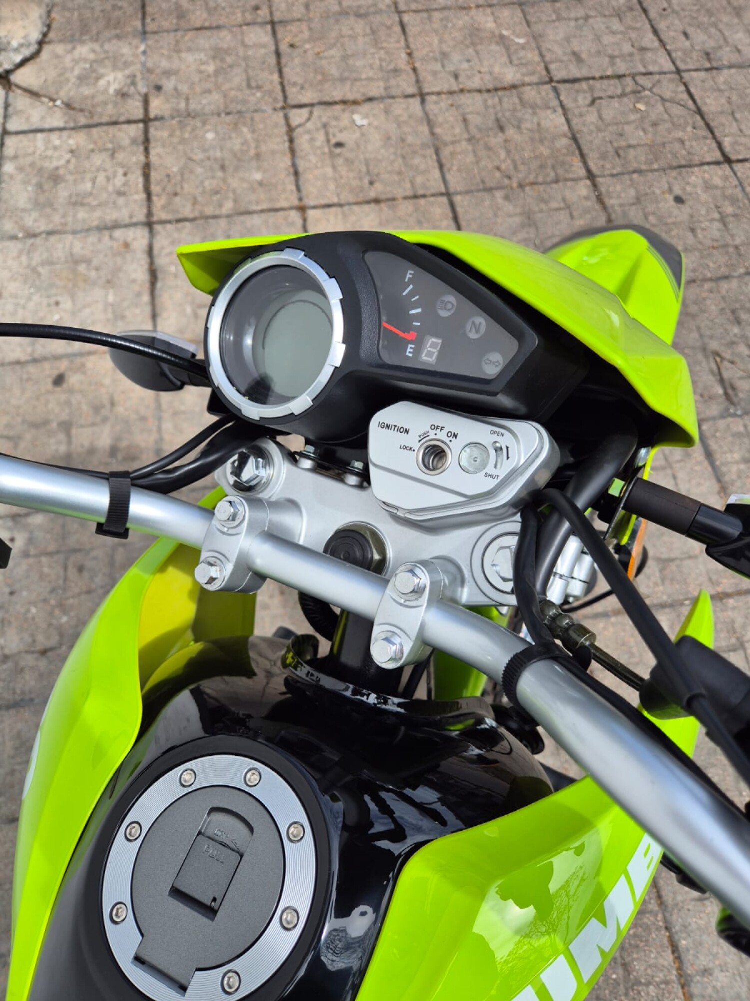 Yumbo DK200 F - Verde - Reserva — Bike Up