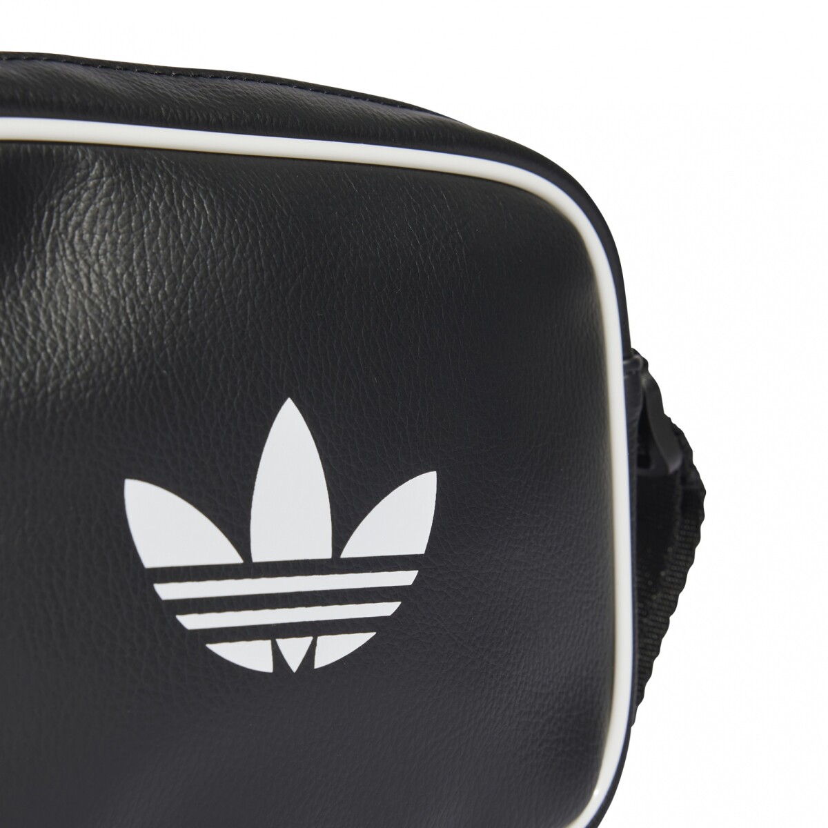 MINI BOLSO adidas ADICOLOR CLASSIC AIRLINER - Black — Zooko