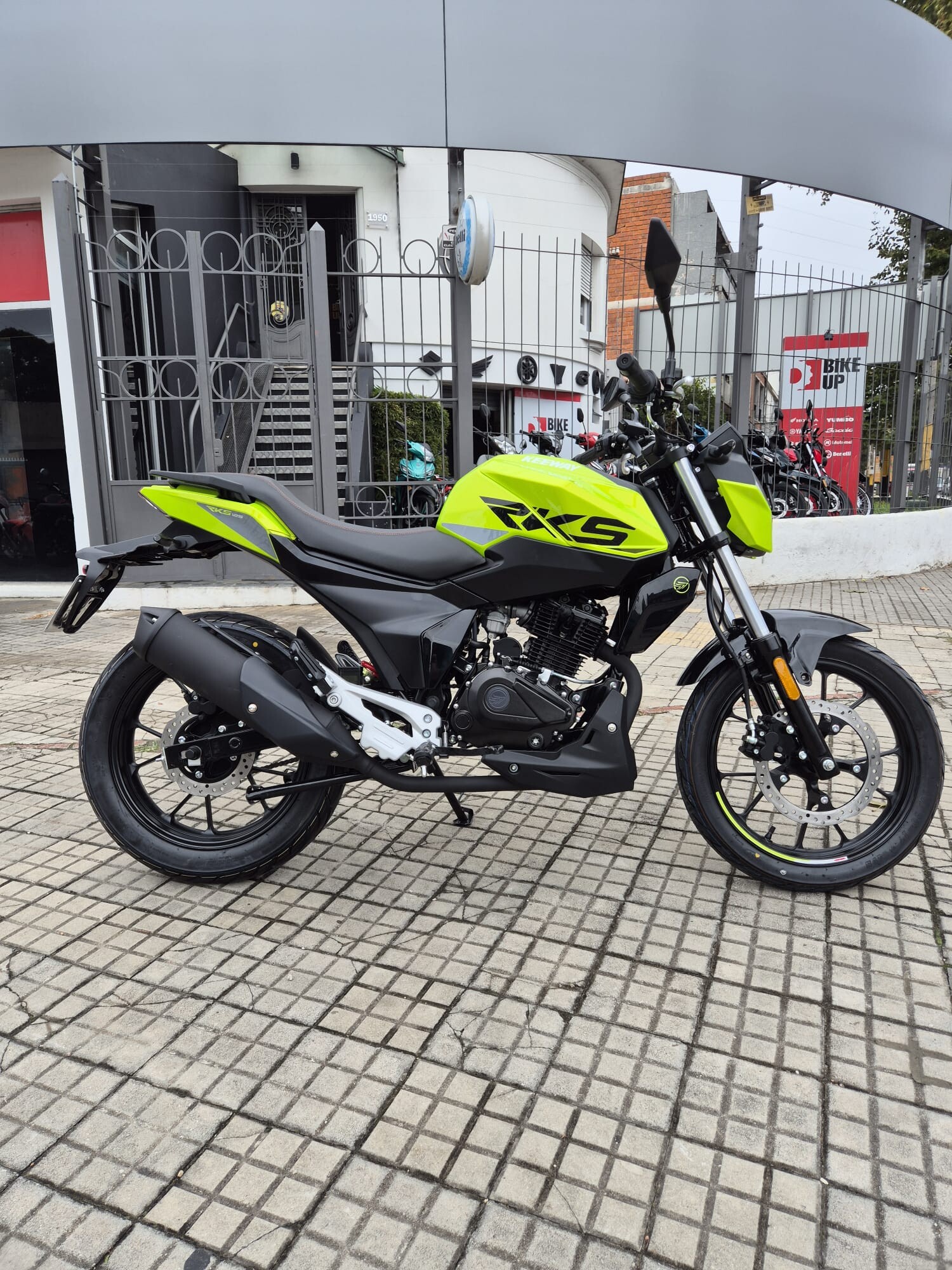 Keeway RKS 125 S - Acid Green - Reserva — Bike Up