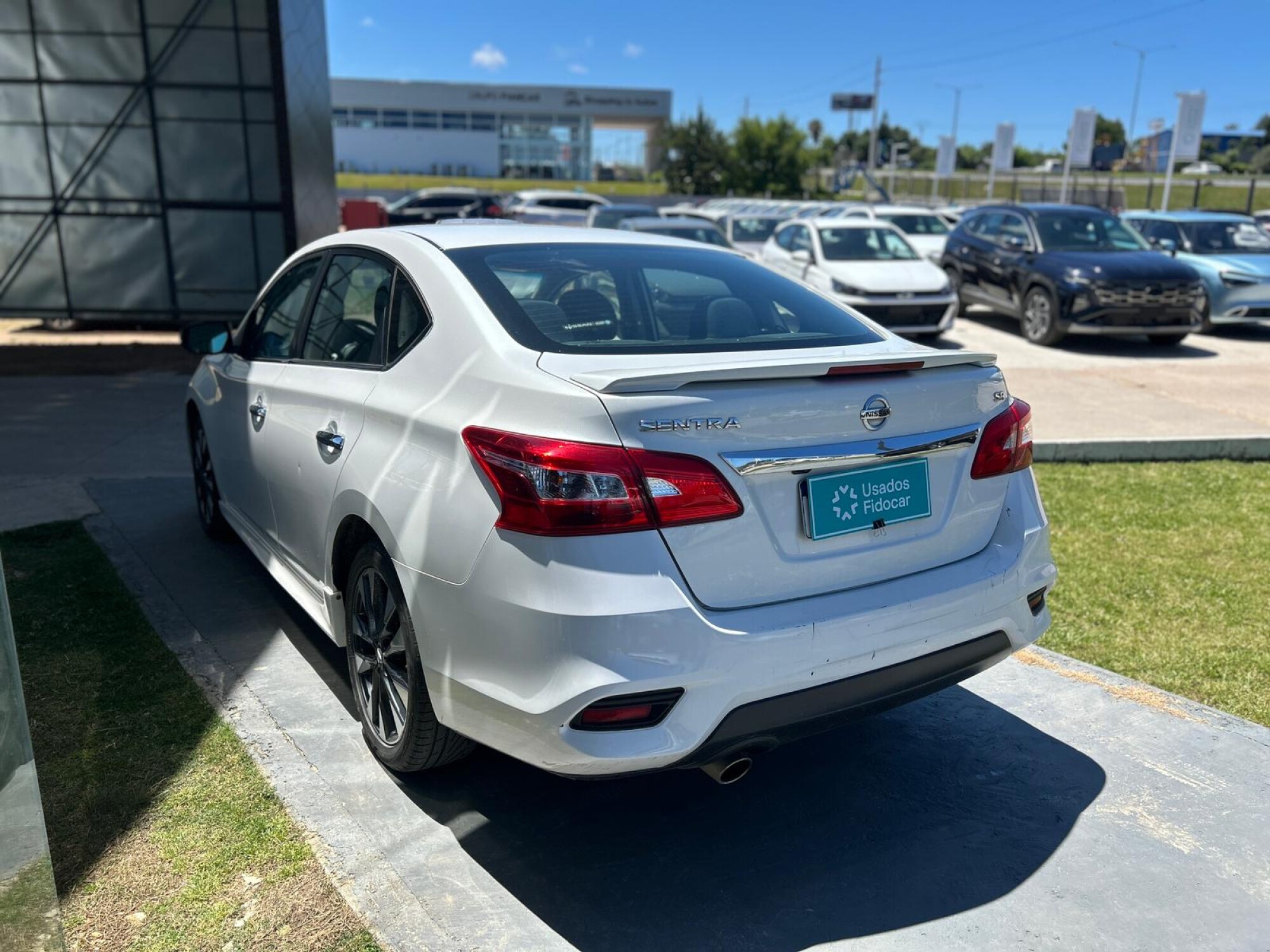 NISSAN SENTRA SR CVT 1.8 2020 — Usados Fidocar