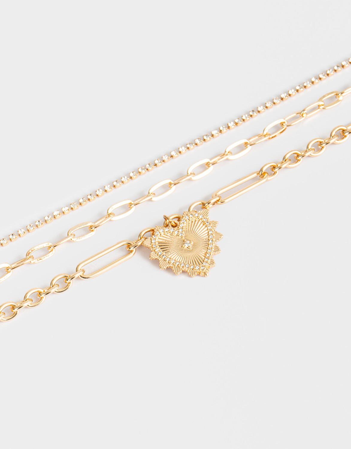 Collares Cortos Con corazón - Dorado — Todomoda