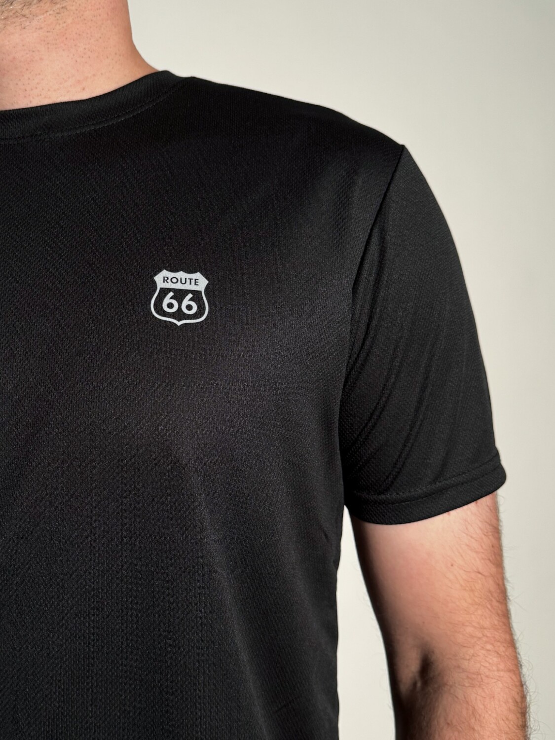 Remera deportiva DRY+ Renzo - Negro — Route 66