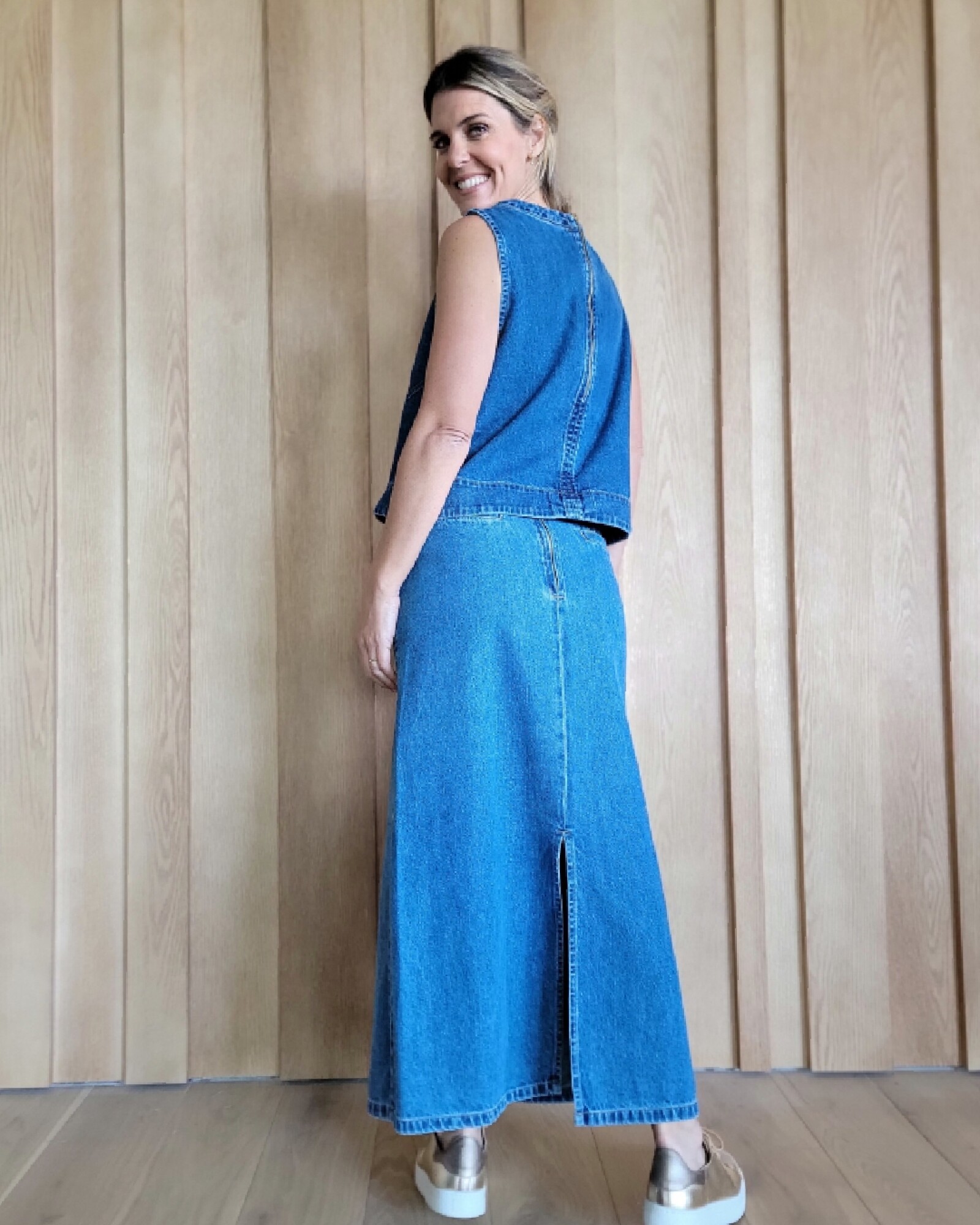 Pollera Gardenia - Denim Azul — Magnolia