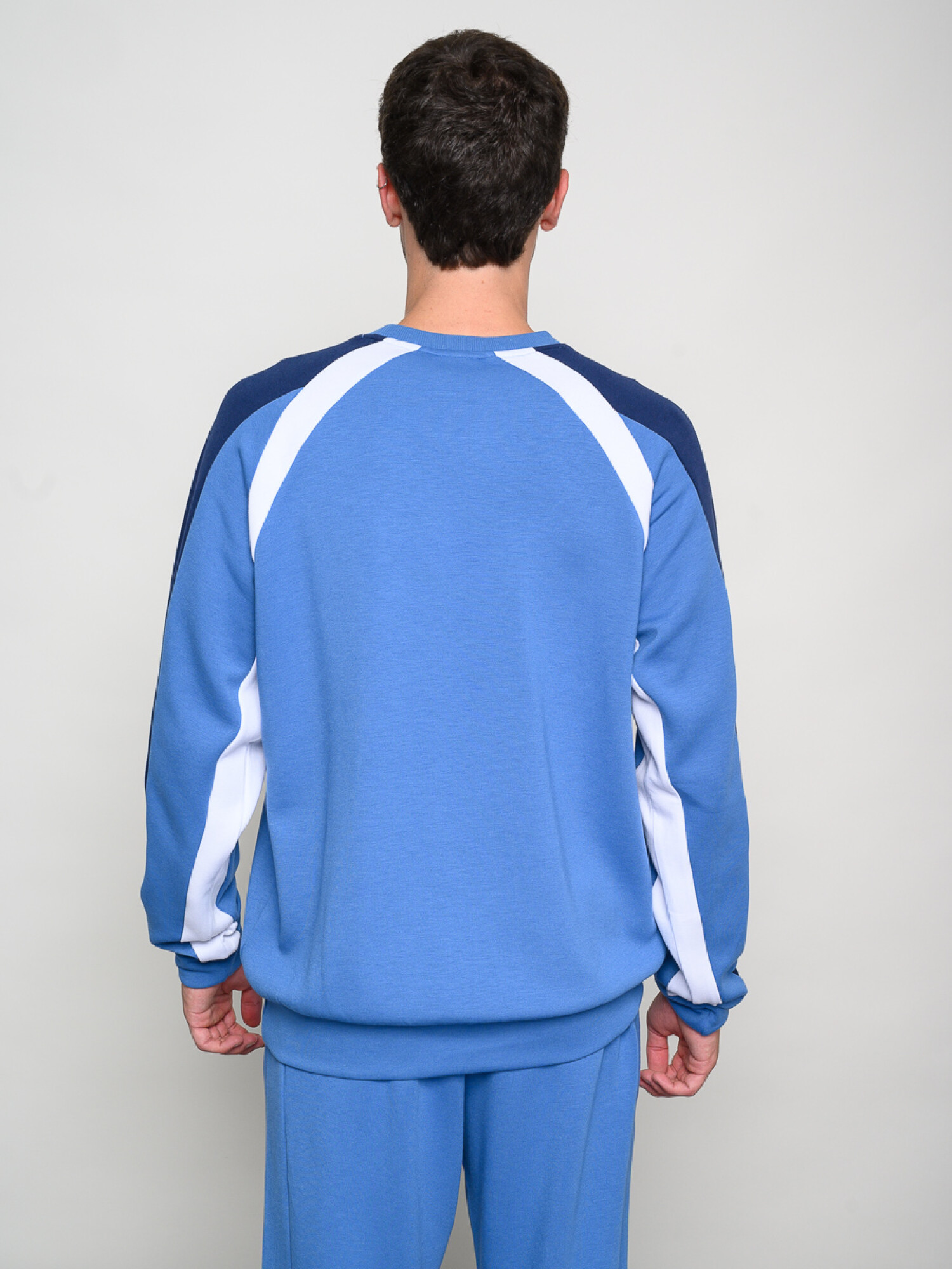 BUZO JUT Nacional Oficial Hombre - 00p — Timeout