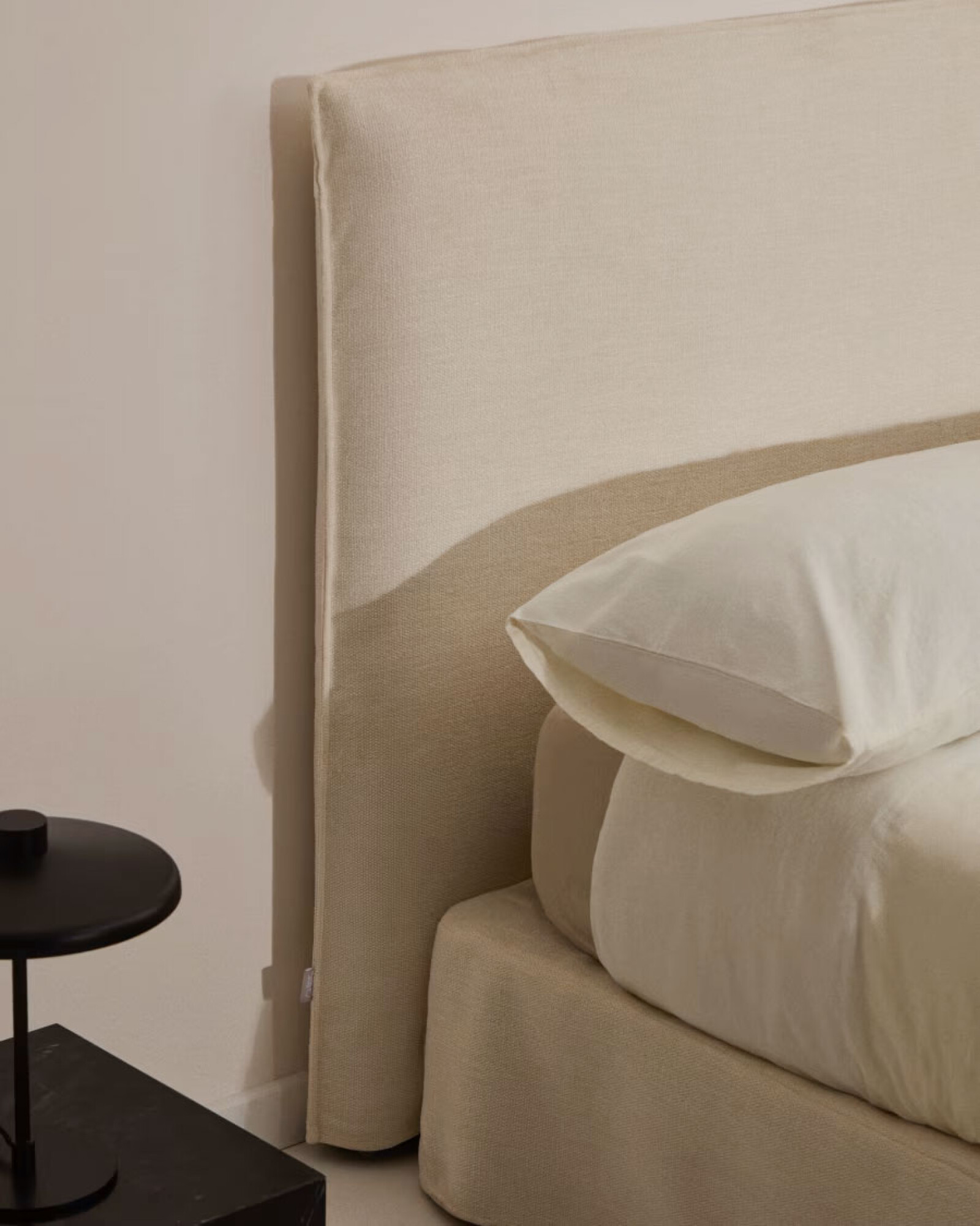 Cabecero desenfundable Jaira de chenilla blanco para cama de hasta 160 ...