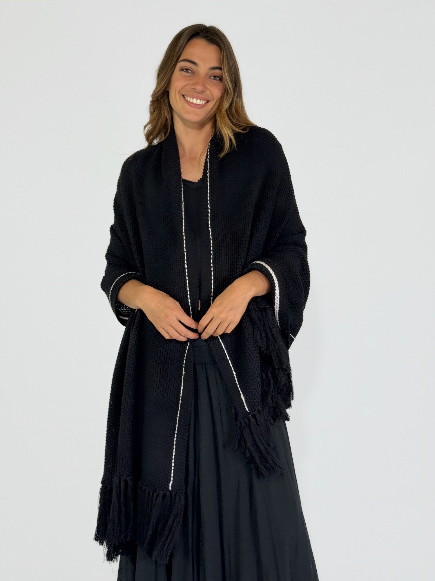 PASHMINA ZUMA - NEGRO Y PLATEADO — Panthai