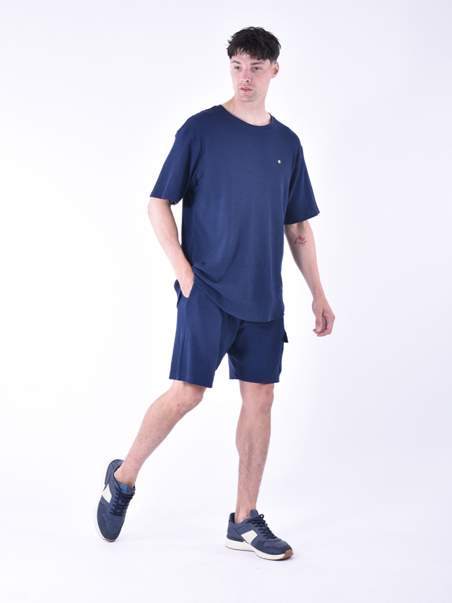 REMERA FAVO - AZUL OSCURO — Guapa - Paprika