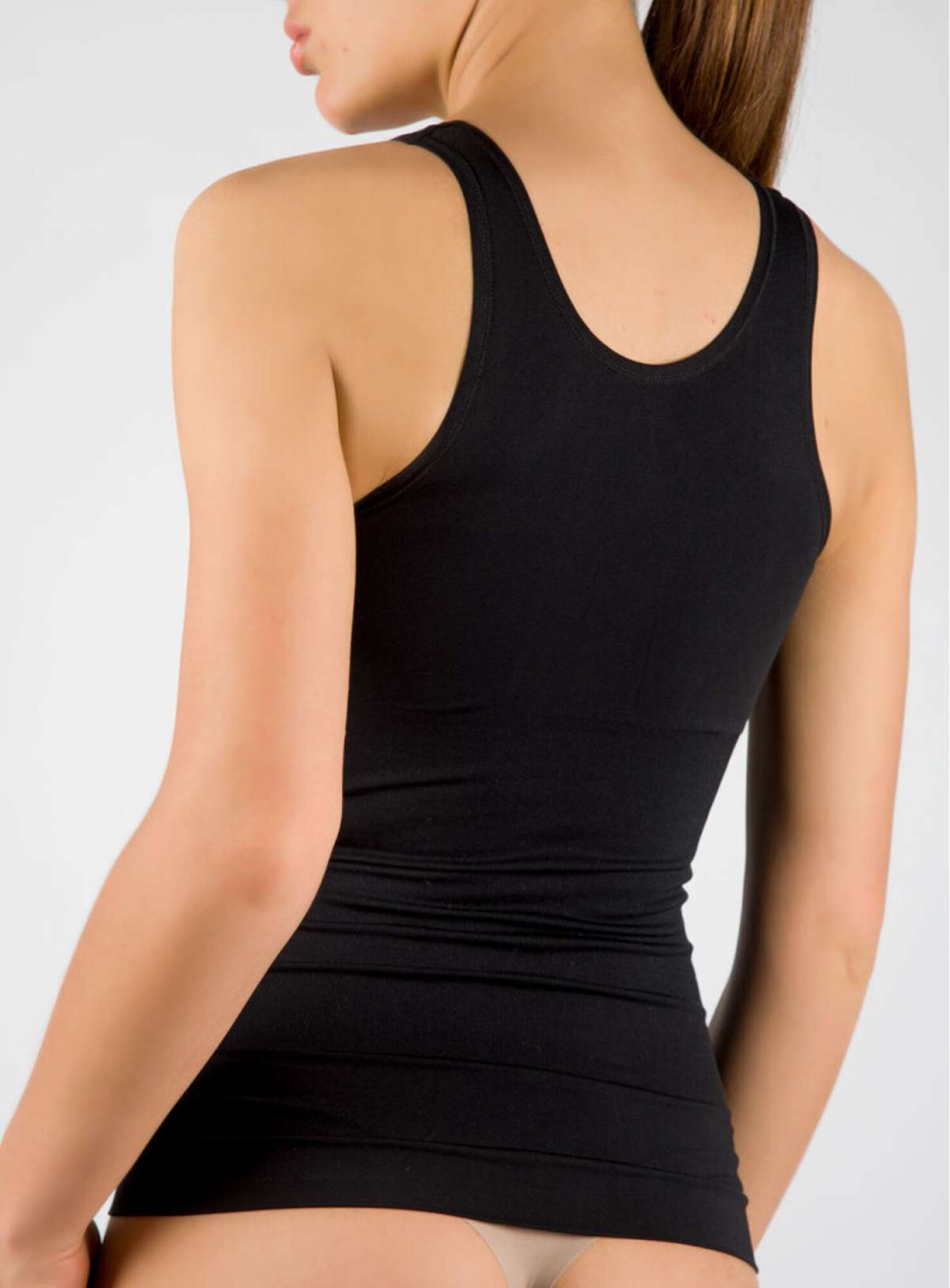 Camiseta perfect shape modelante - Negro — Tienda Soy Santander