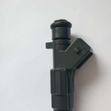 INYECTOR BYD F6 S6 MOTOR 483Q 2.0 16V - — Cymaco