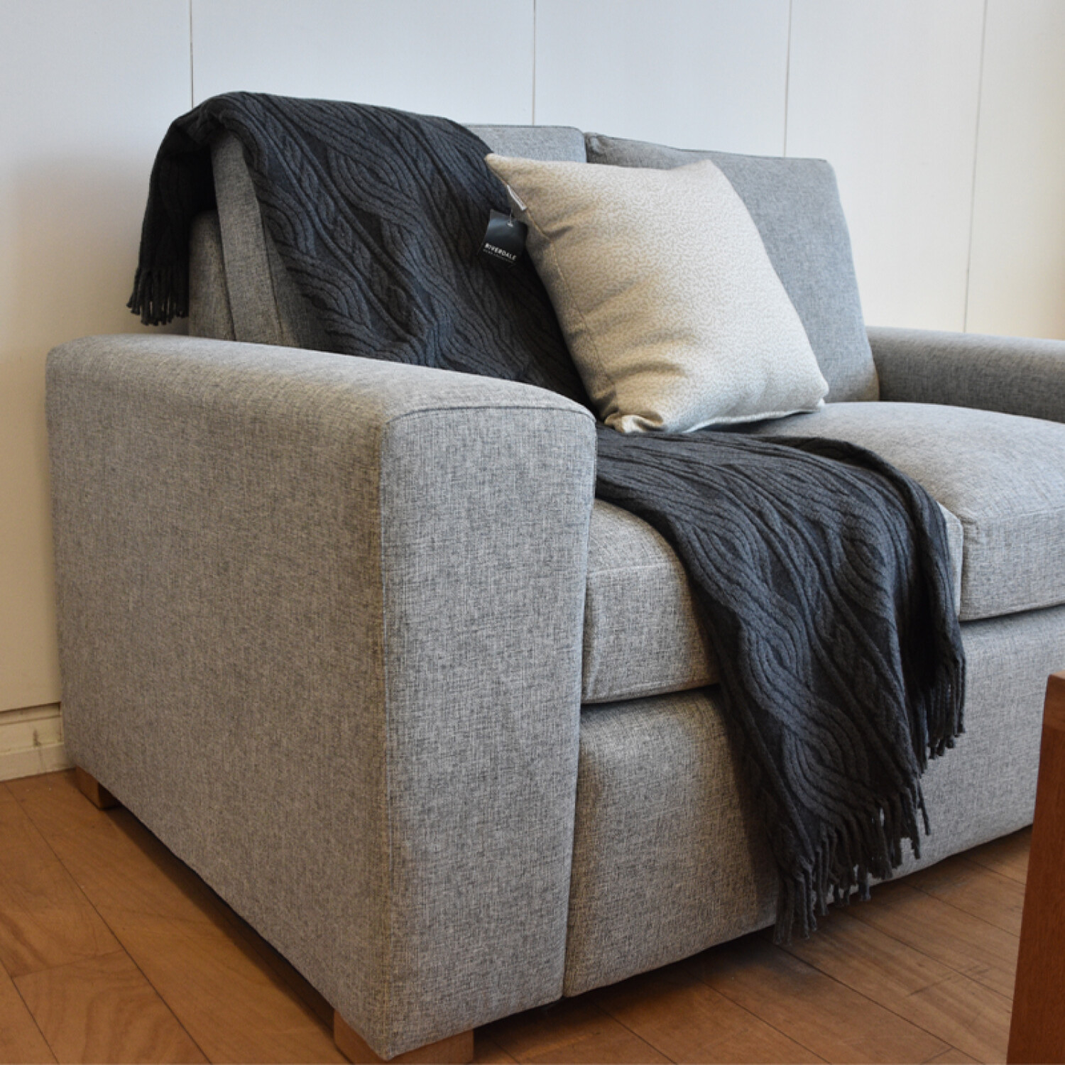 Sillon recto 2 cuerpos — Serra Amoblamientos