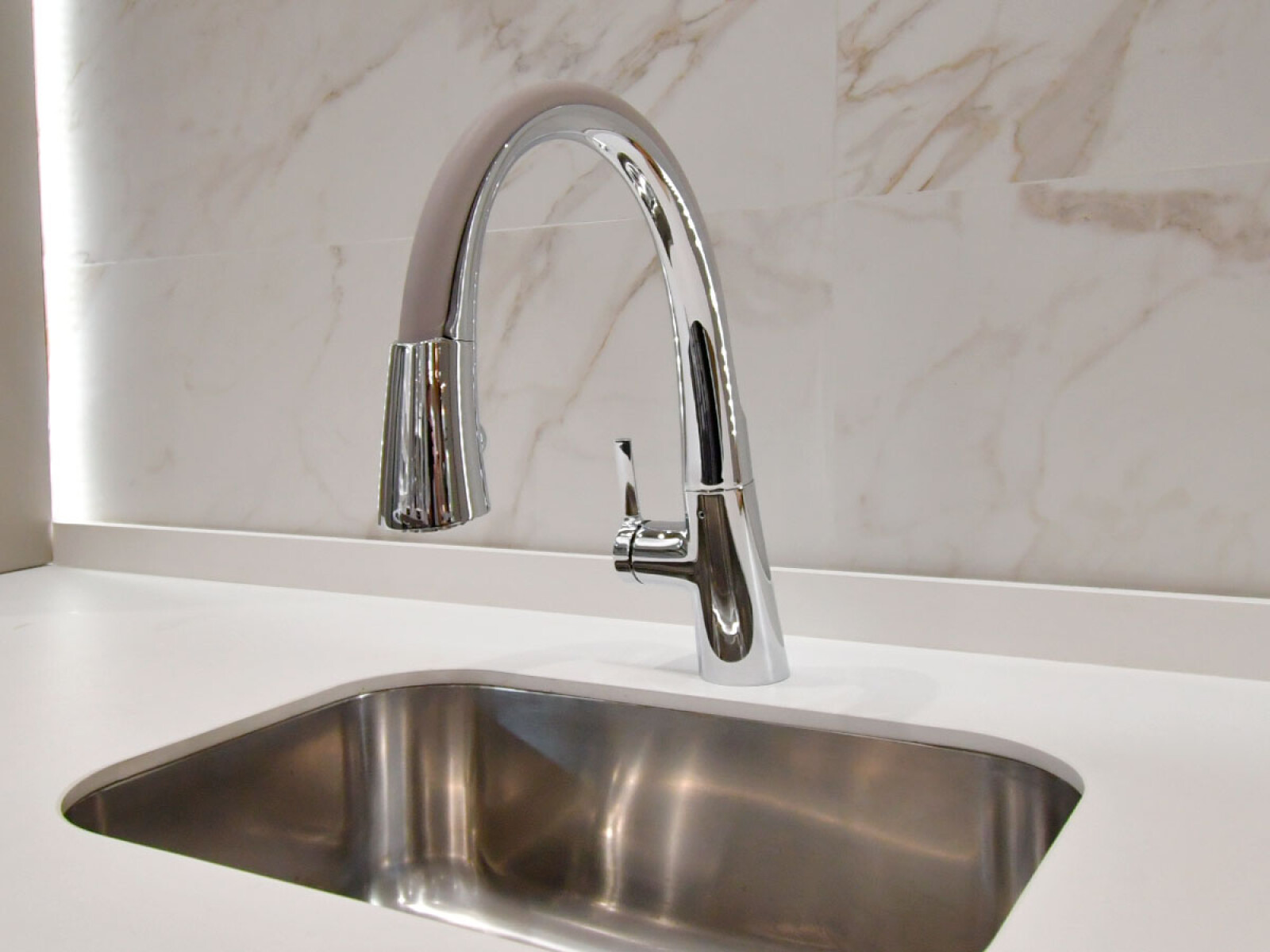 Griferia De Mesada Cocina Monocomando Cromo Fv — Acher Cerámicas