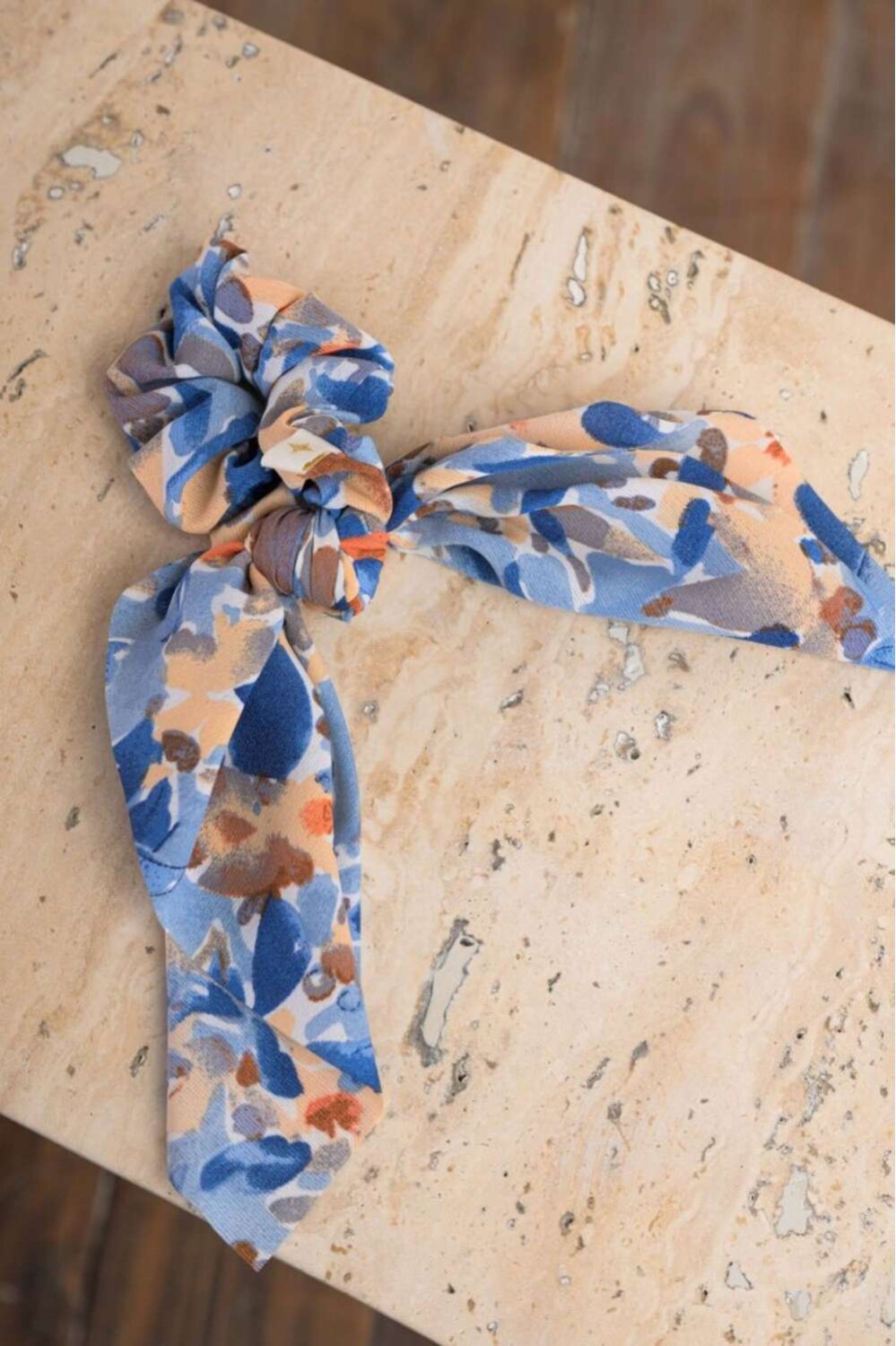 Scrunchie Moño - Celeste — Tienda Soy Santander