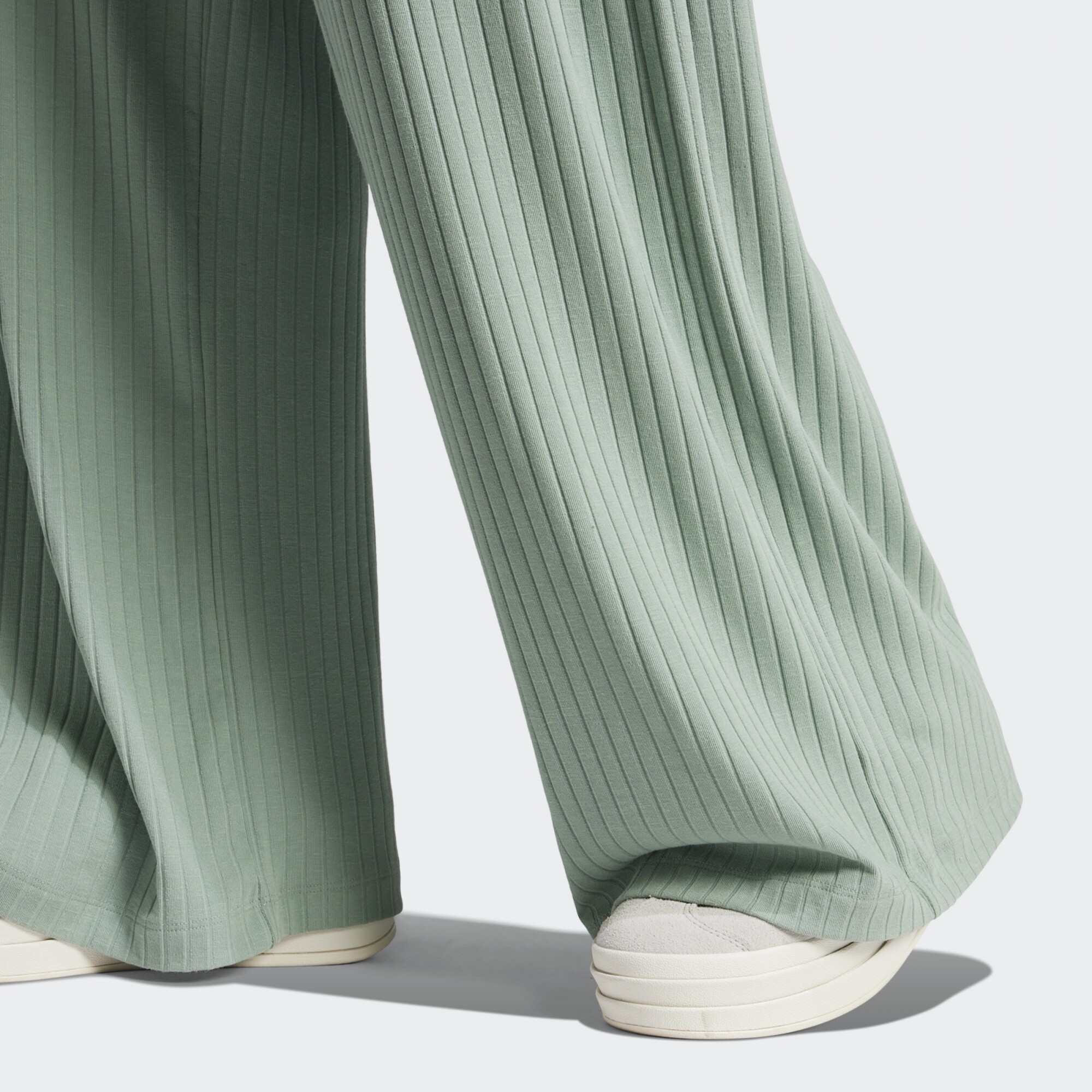 Pantalón Adidas Essentials Wide Rib - Verde — Pricebox